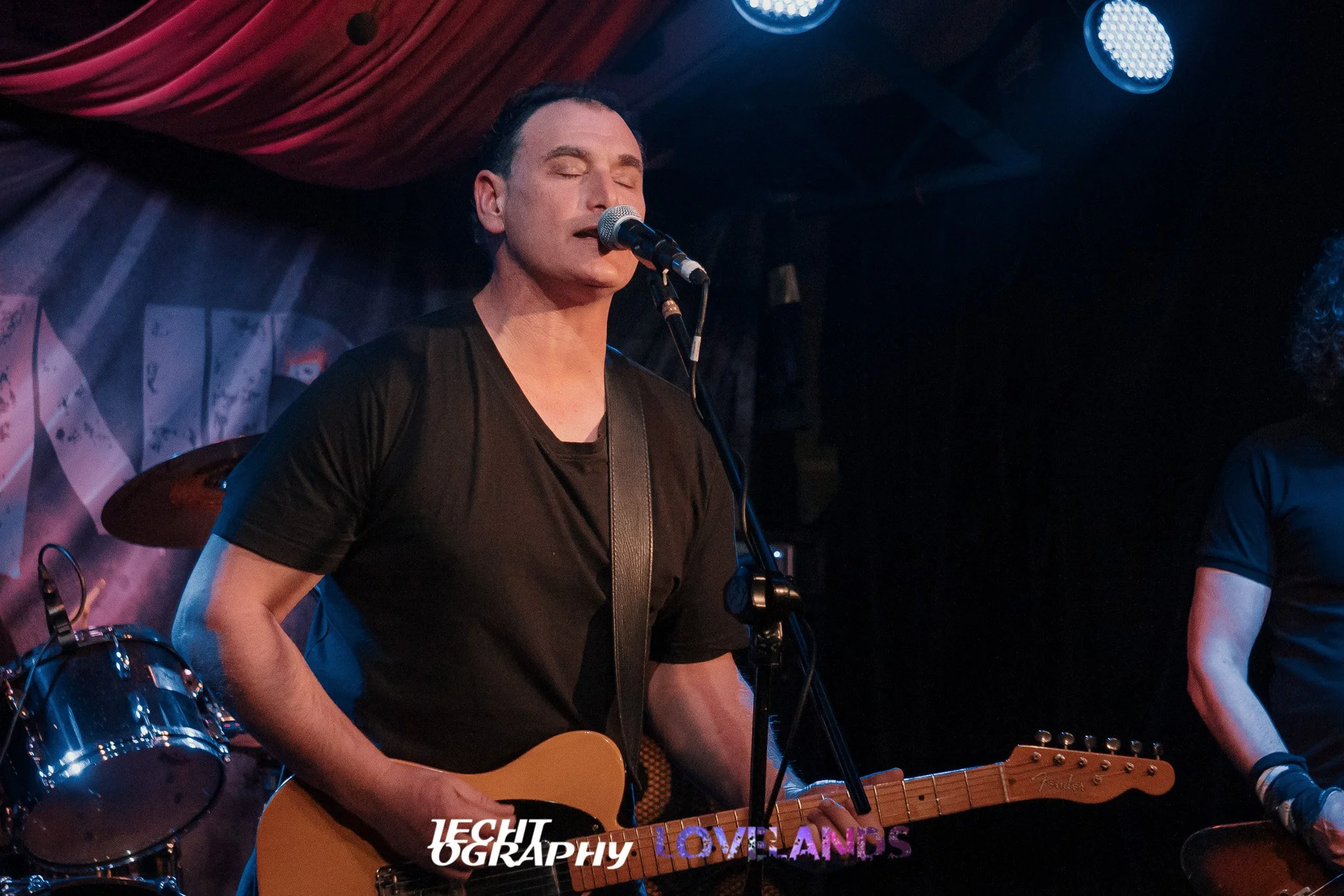 Sinner Man Saint plays Lovelands - The Great Balcony Break in ...