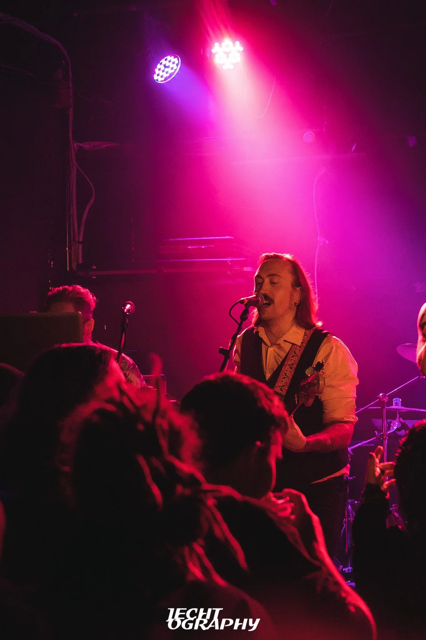 Lady Parts plays Valhalla - Nairnfest 2022 — Jechtography