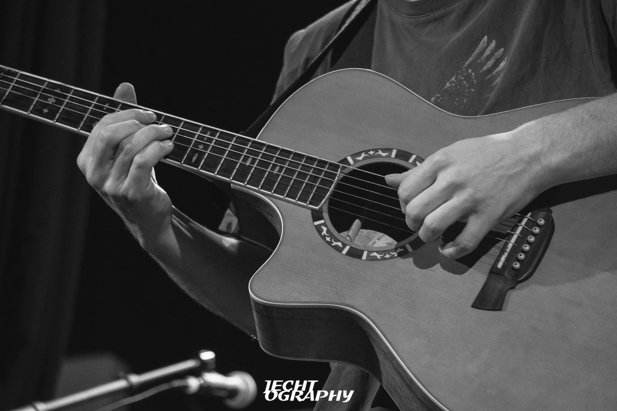 Devon Welch plays Galatos - SKRAM Walk Into The Sun Album Release Tour ...