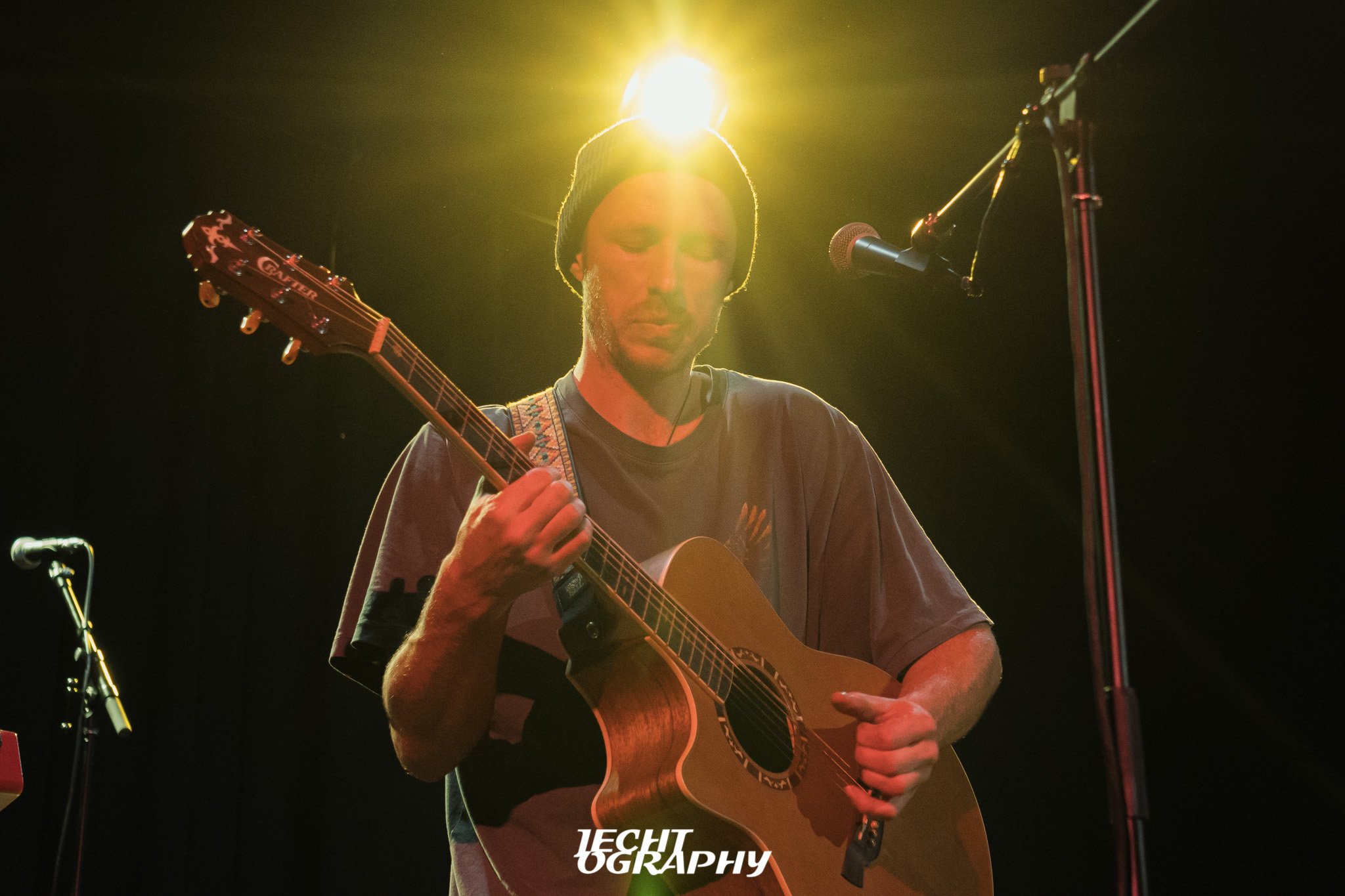 Devon Welch plays Galatos - SKRAM Walk Into The Sun Album Release Tour ...
