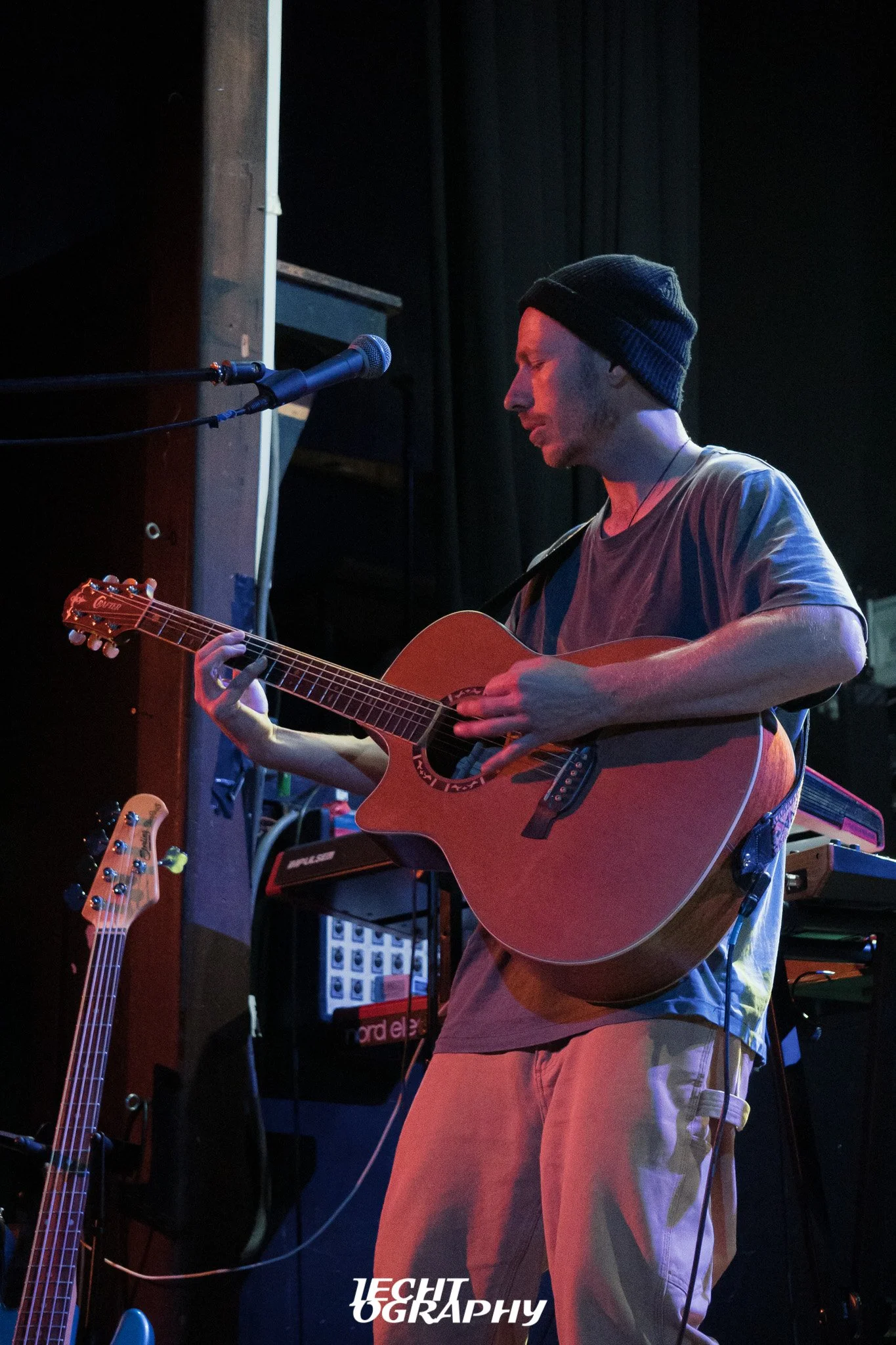 Devon Welch plays Galatos - SKRAM Walk Into The Sun Album Release Tour ...