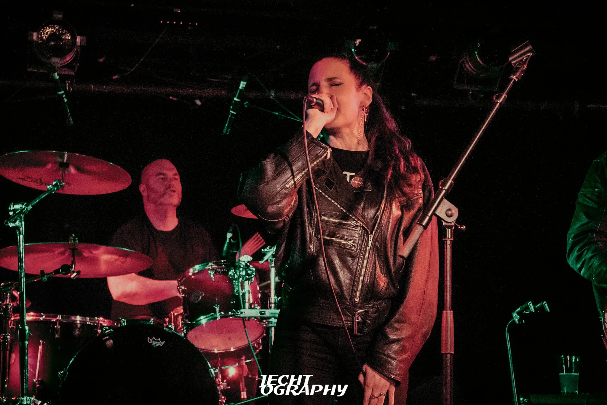 End Boss plays San Fran - Into Orbit with End boss & Gravel Pit ...