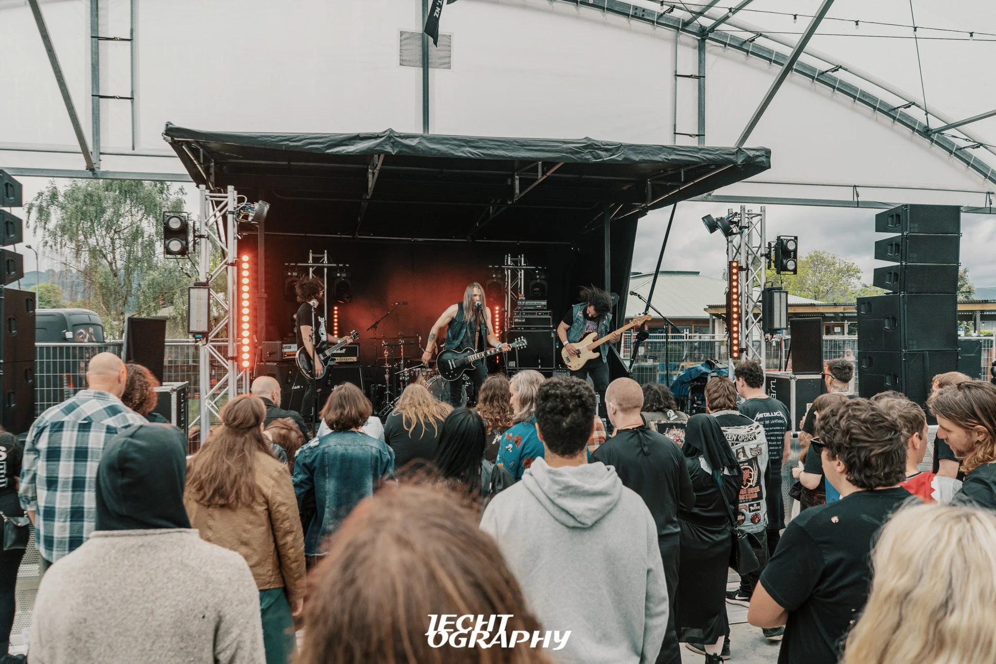 Pieces of Molly plays Brewtown - Obey The Riff 2022 — Jechtography