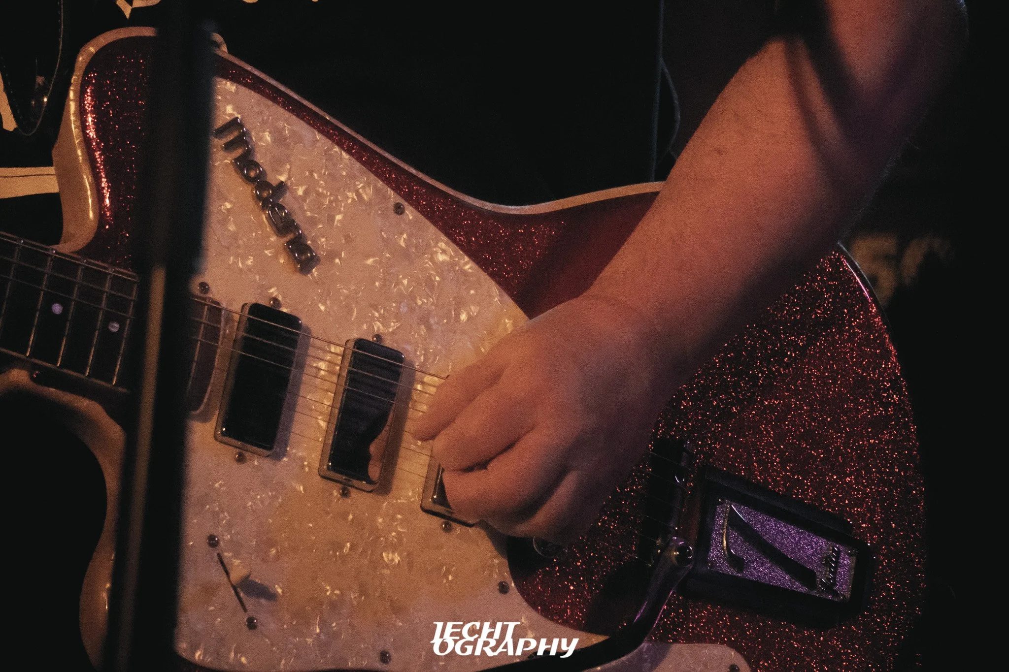 The Fire Cartel plays Valhalla - Chocolate Fish — Jechtography