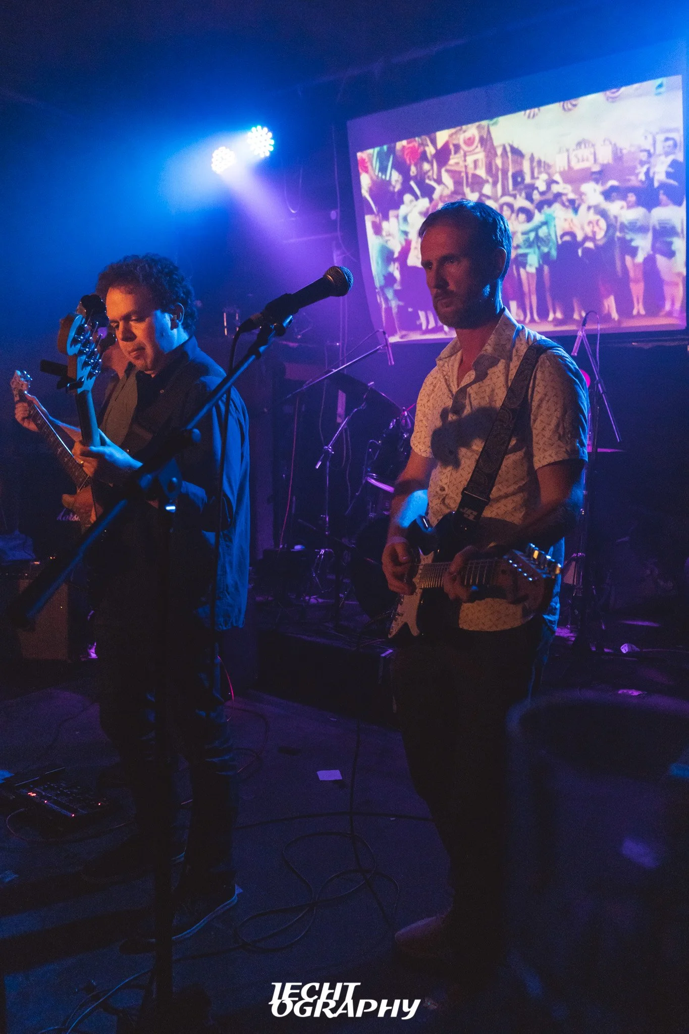 Electric Tapestry plays Valhalla - Chocolate Fish — Jechtography