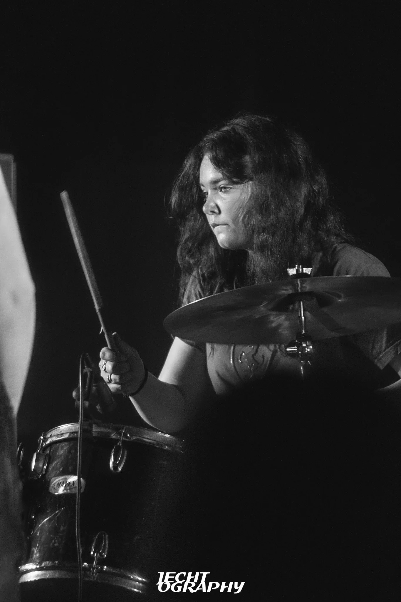 Sureboy plays Waihi Beach Hotel - Summer In Waihi — Jechtography