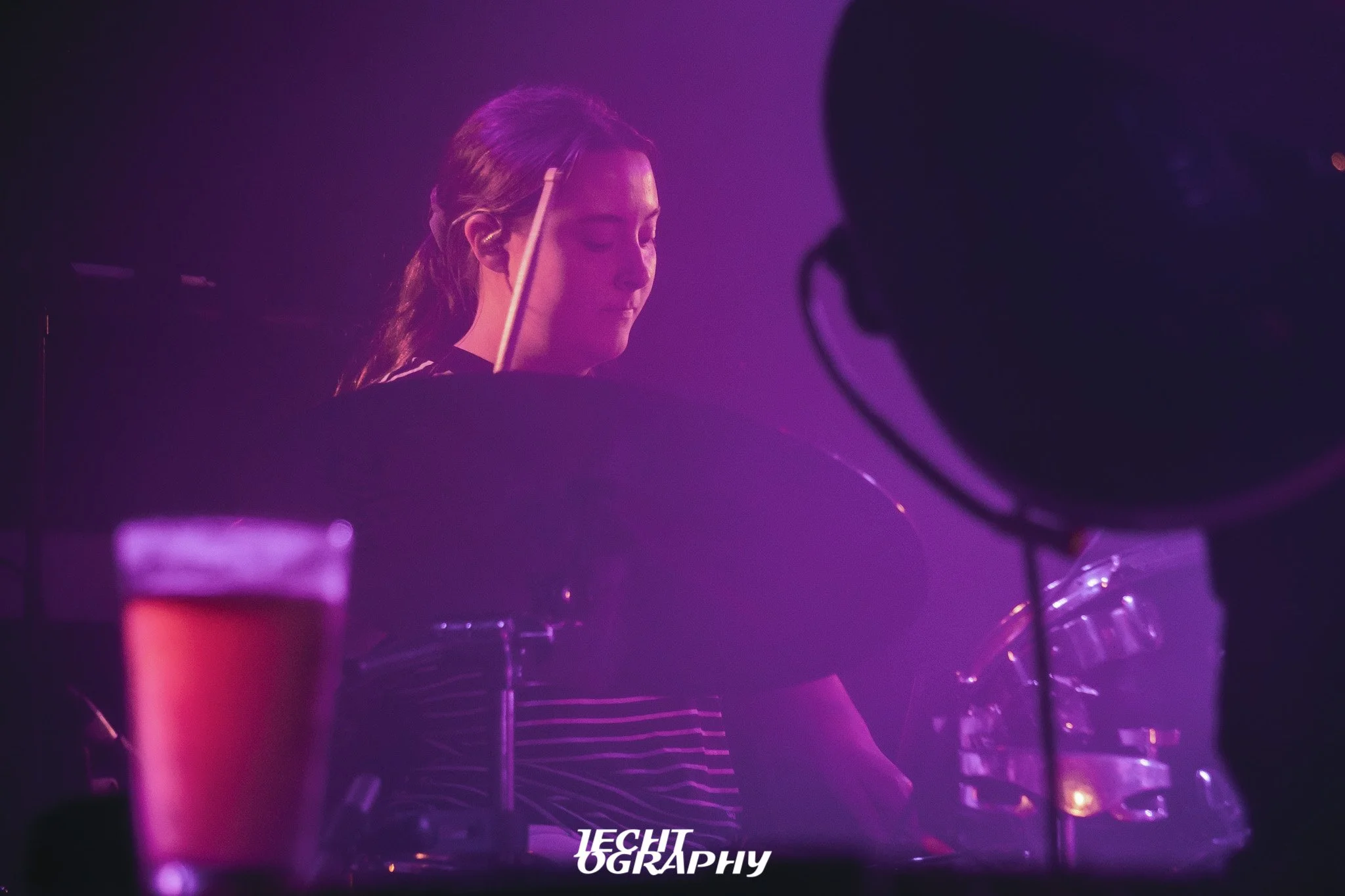 Sofia Machray plays San Fran - Summer in Te-Whanganui-A-Tara — Jechtography