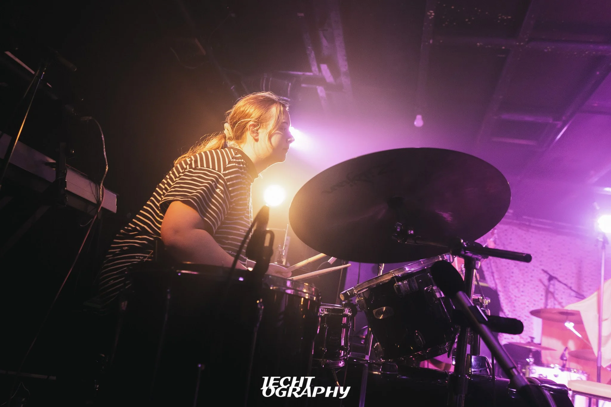 Sofia Machray plays San Fran - Summer in Te-Whanganui-A-Tara — Jechtography