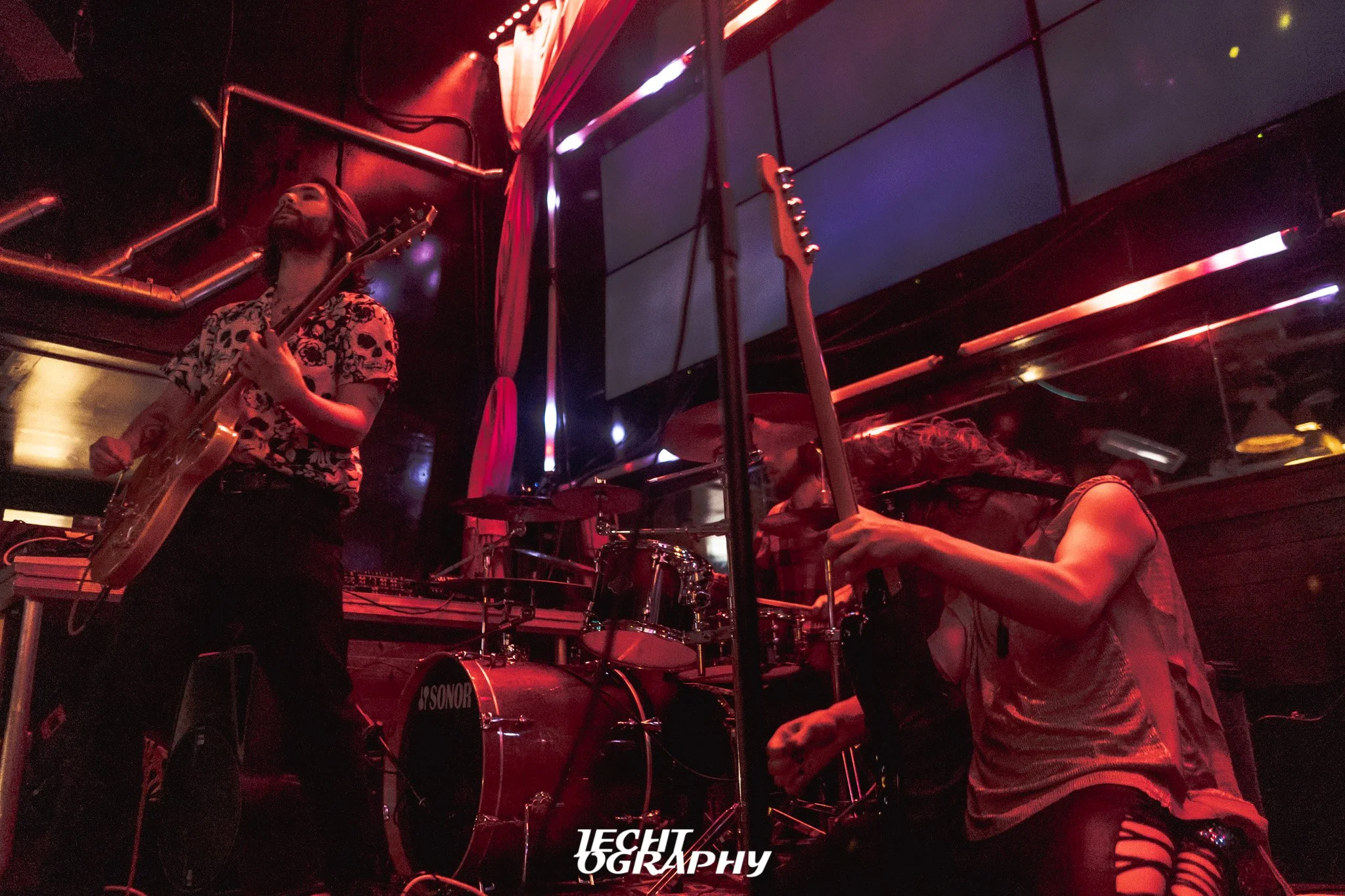 S H E plays Eva Beva - SHE vs THE WORLD AMDAN Single Release Gig ...