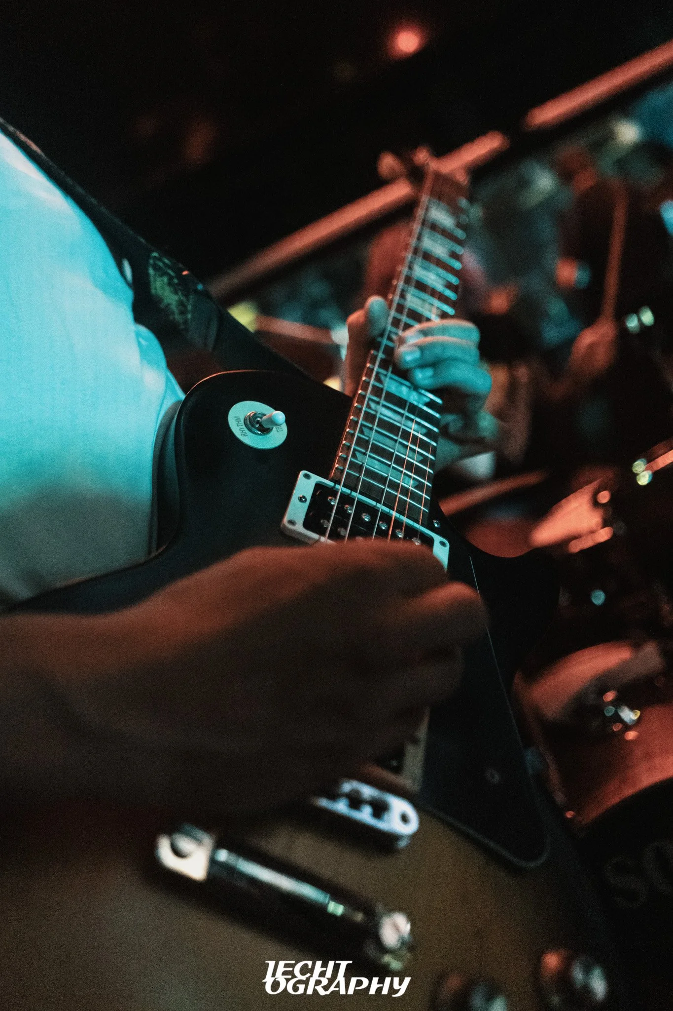 Dream State Empire plays Eva Beva - SHE vs THE WORLD AMDAN Single ...