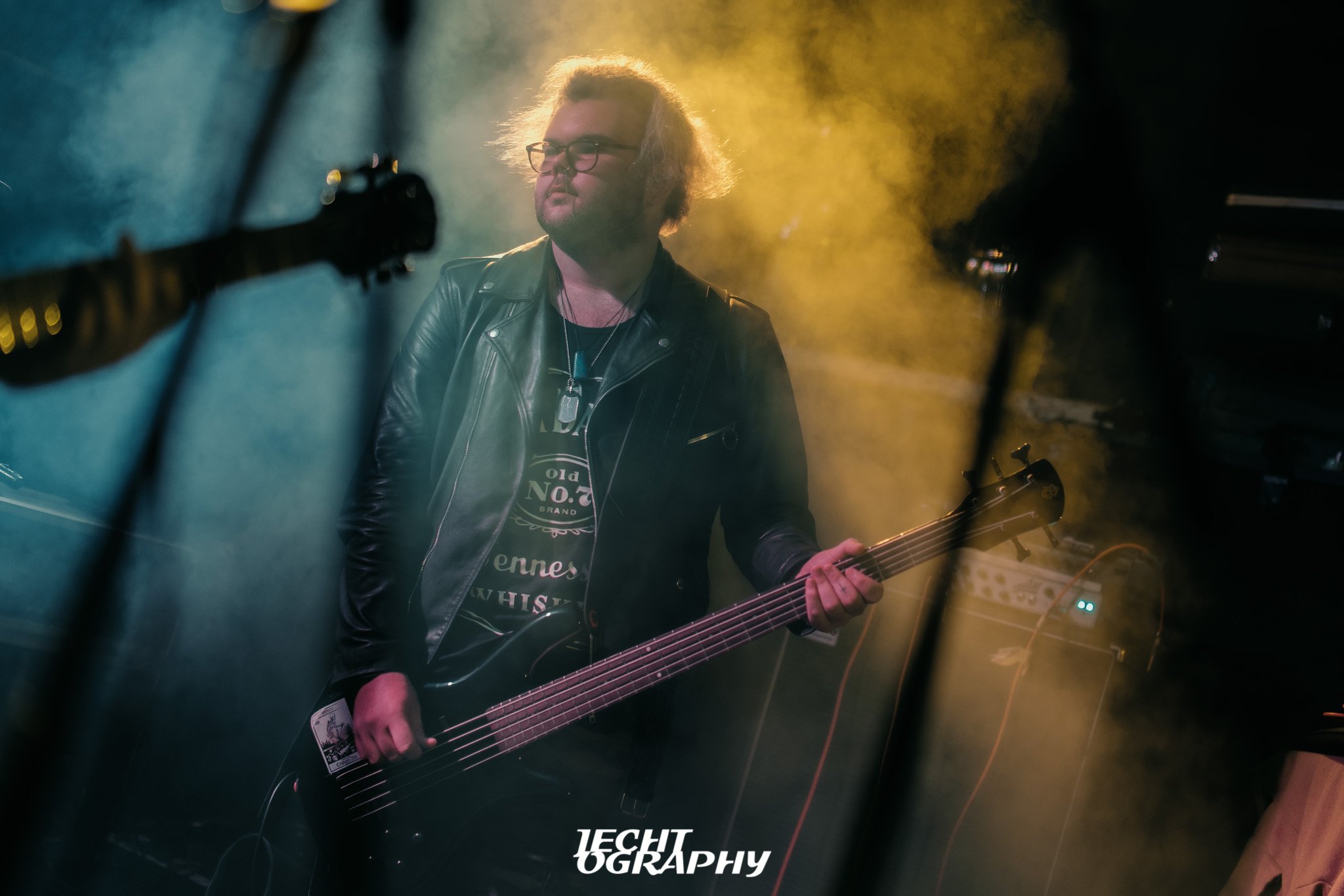 XFM plays Valhalla - Pull Down The Sun, Sidewinder & XFM Live ...