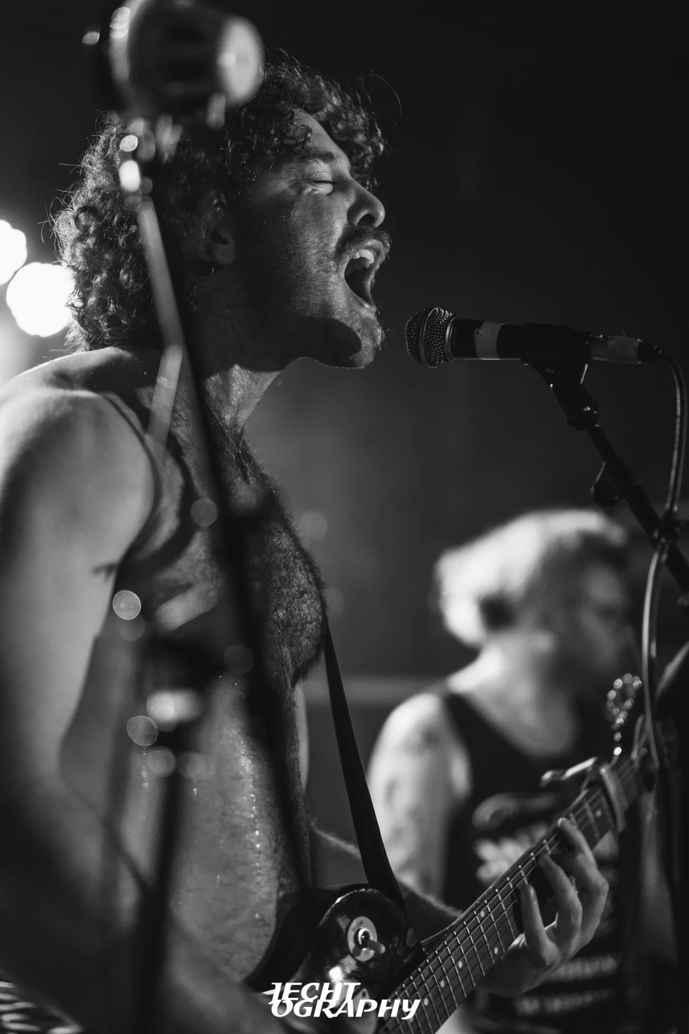 XFM plays Valhalla - Pull Down The Sun, Sidewinder & XFM Live ...