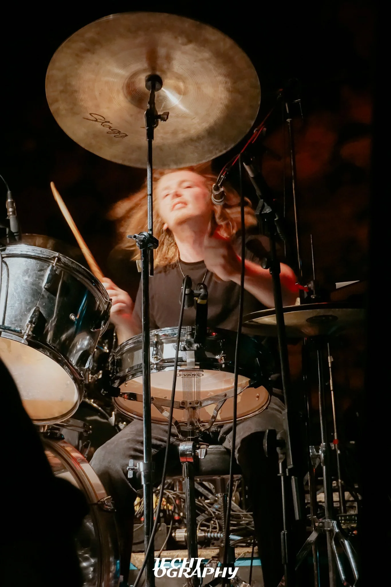 Pale Lady plays Galatos - Australasian Vector Studies — Jechtography