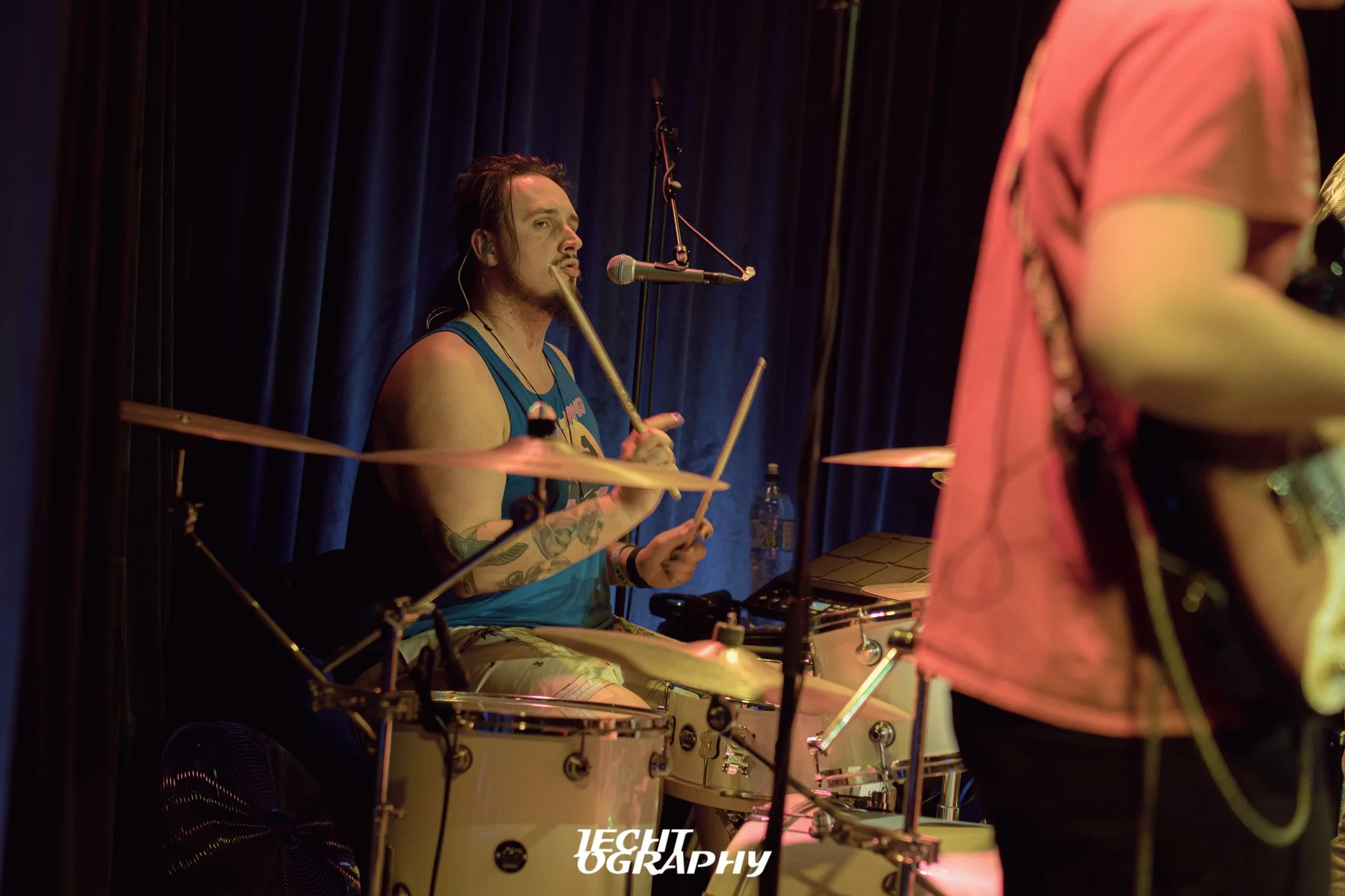 SKRAM plays Big Fan - Skram Strawberry Dream Tour — Jechtography