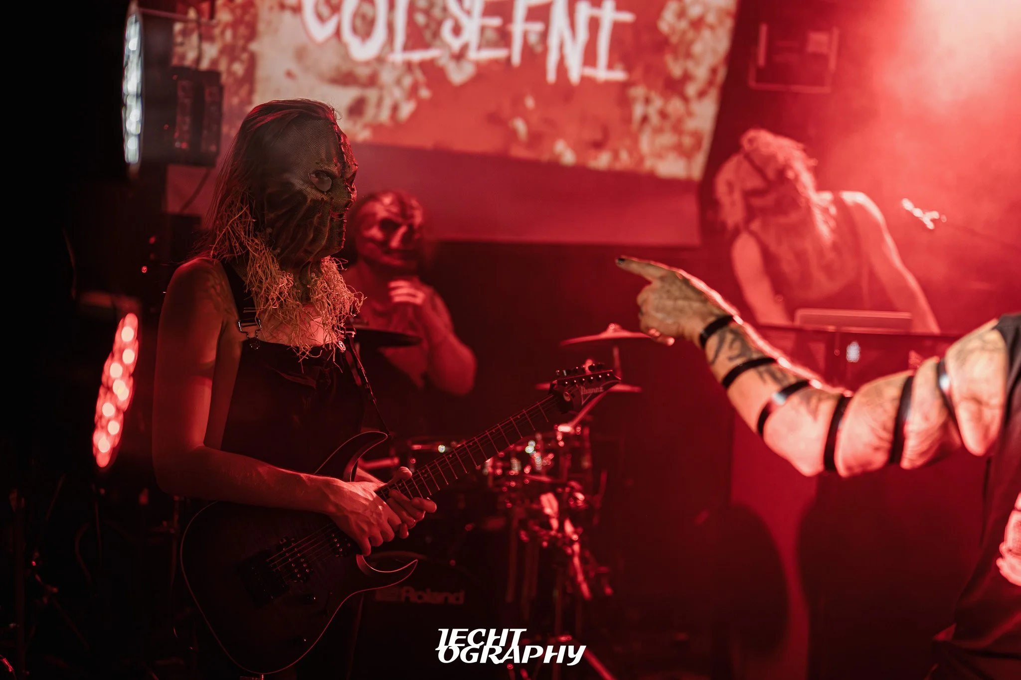 Anders Colsefni and The Feeders plays Valhalla - NUMETAL MAYHEM ...