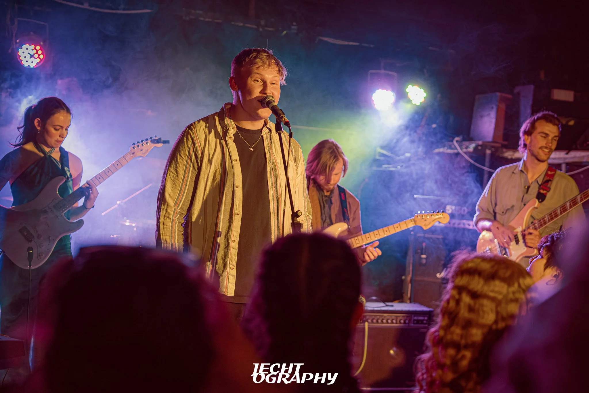 Ben McHardy plays Valhalla - Smilezz That Aren't Around Release Gig ...