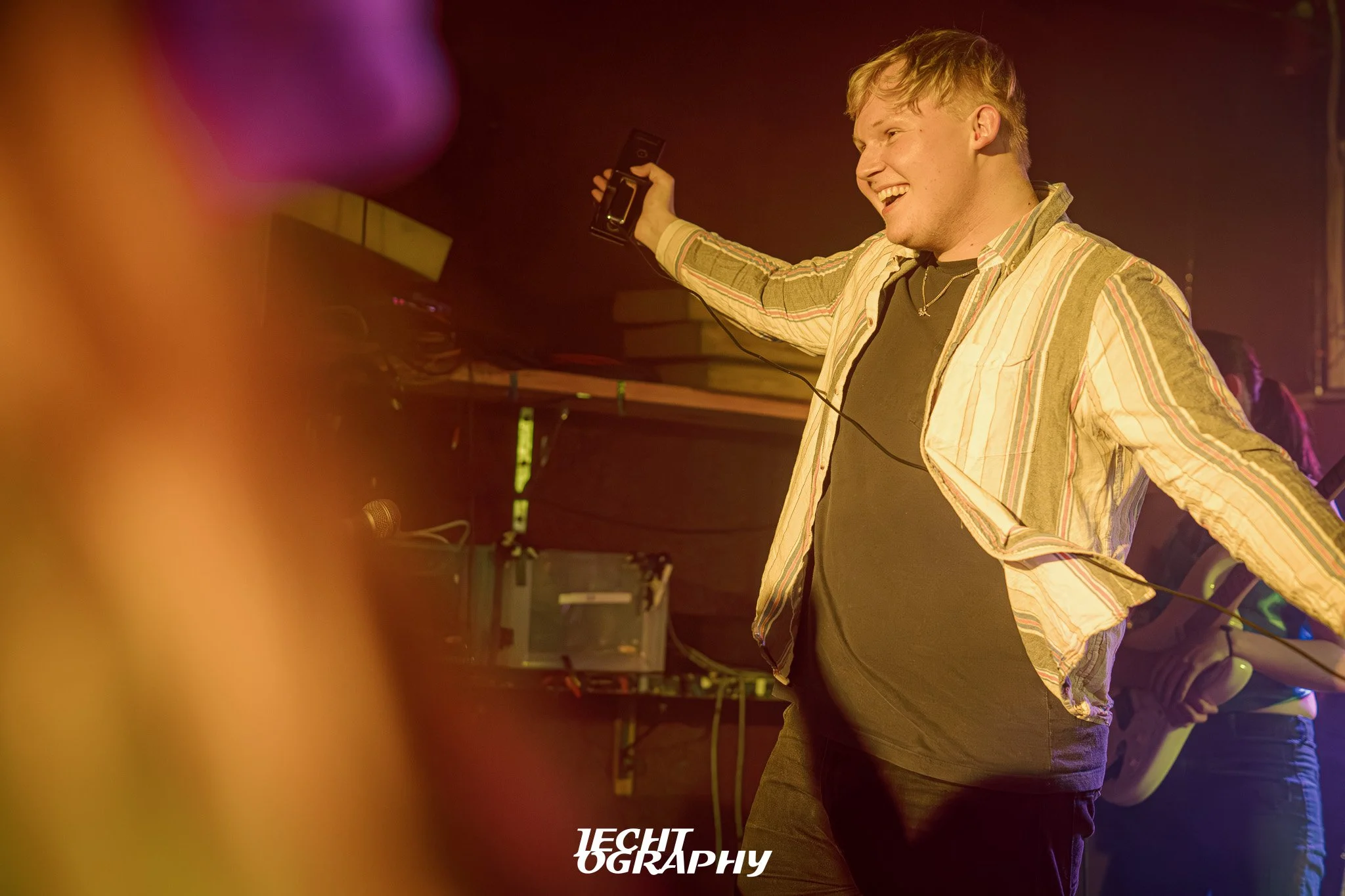 Ben McHardy plays Valhalla - Smilezz That Aren't Around Release Gig ...