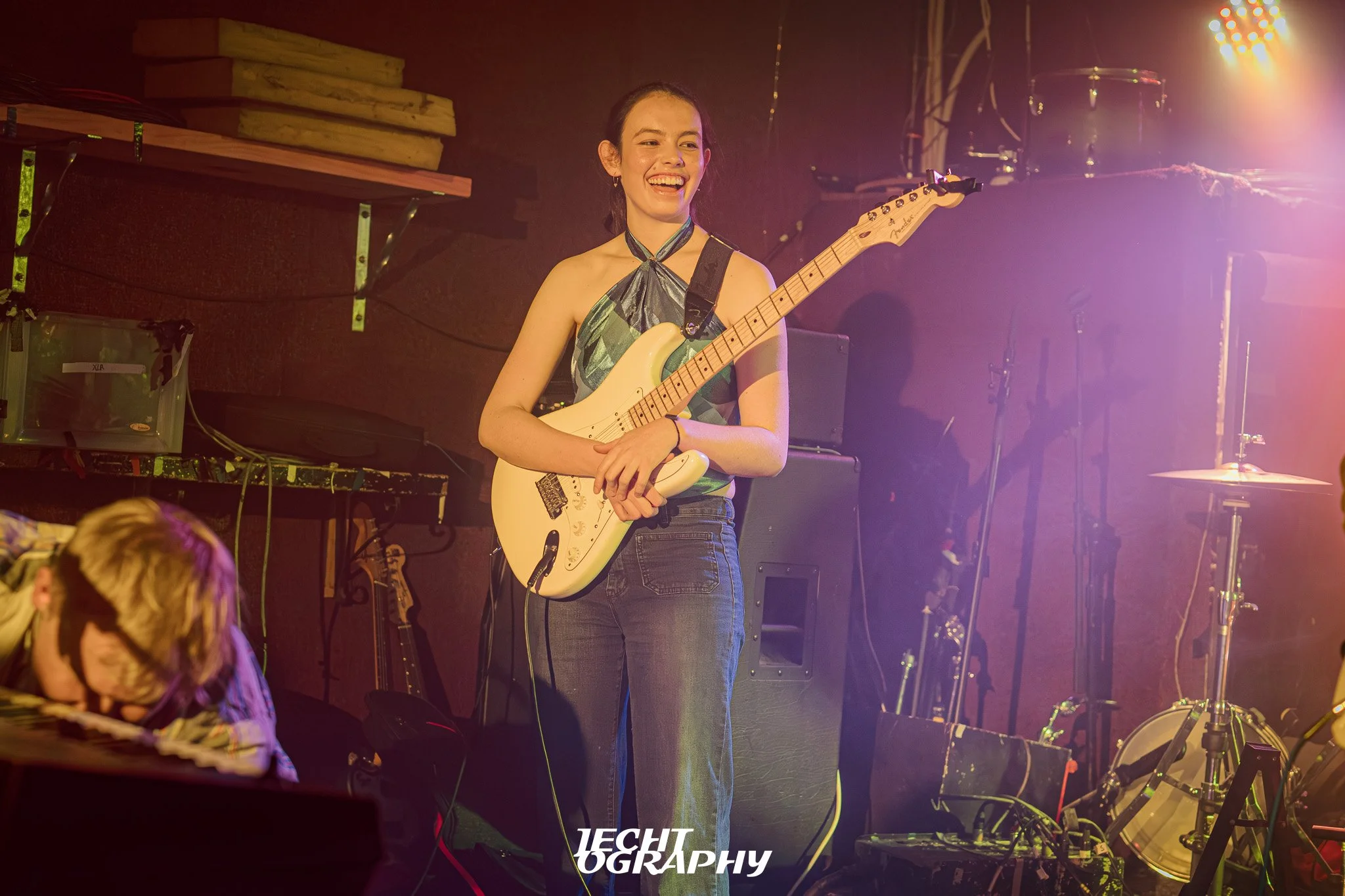 Ben McHardy plays Valhalla - Smilezz That Aren't Around Release Gig ...