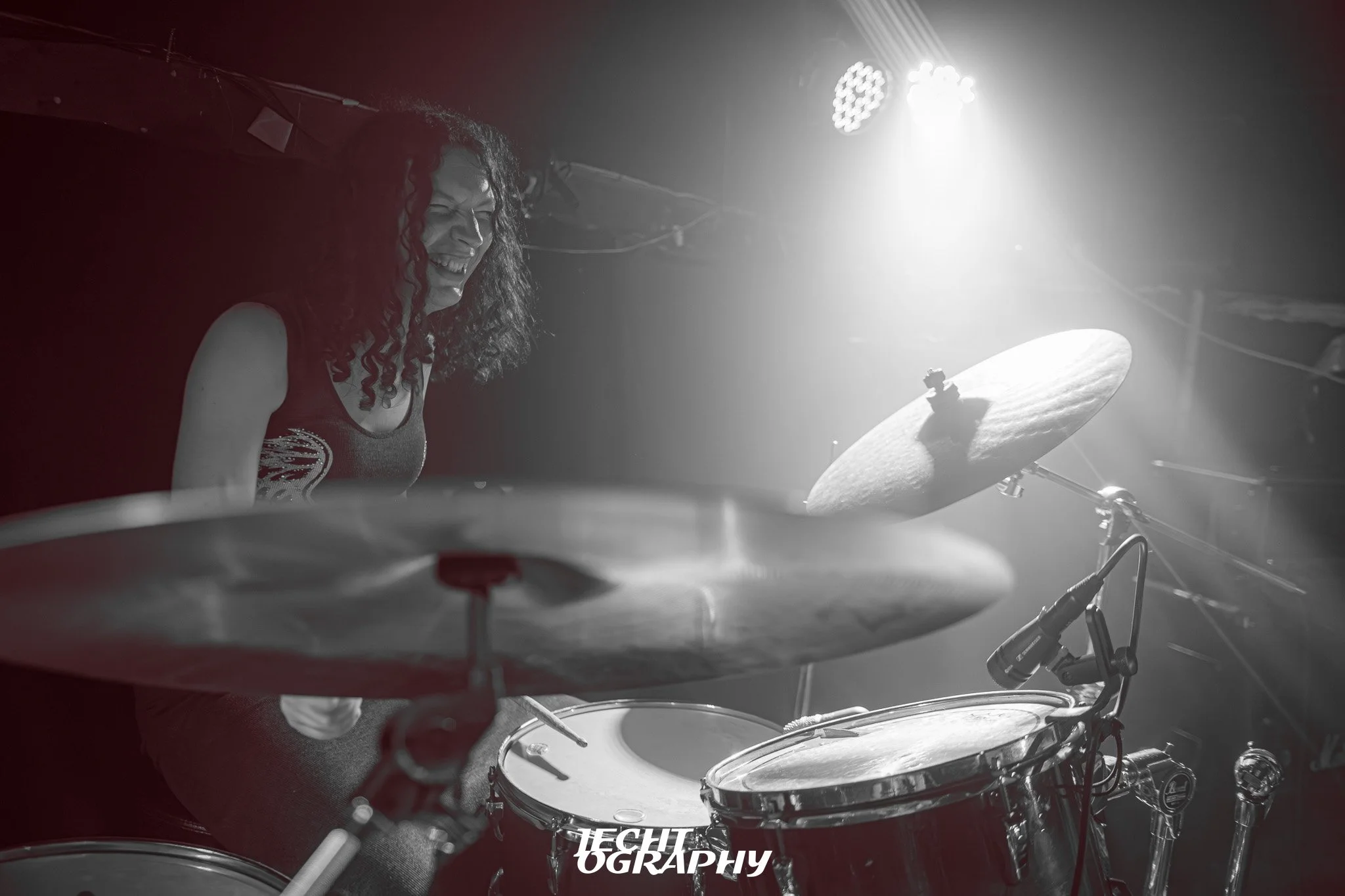 Ben McHardy plays Valhalla - Smilezz That Aren't Around Release Gig ...