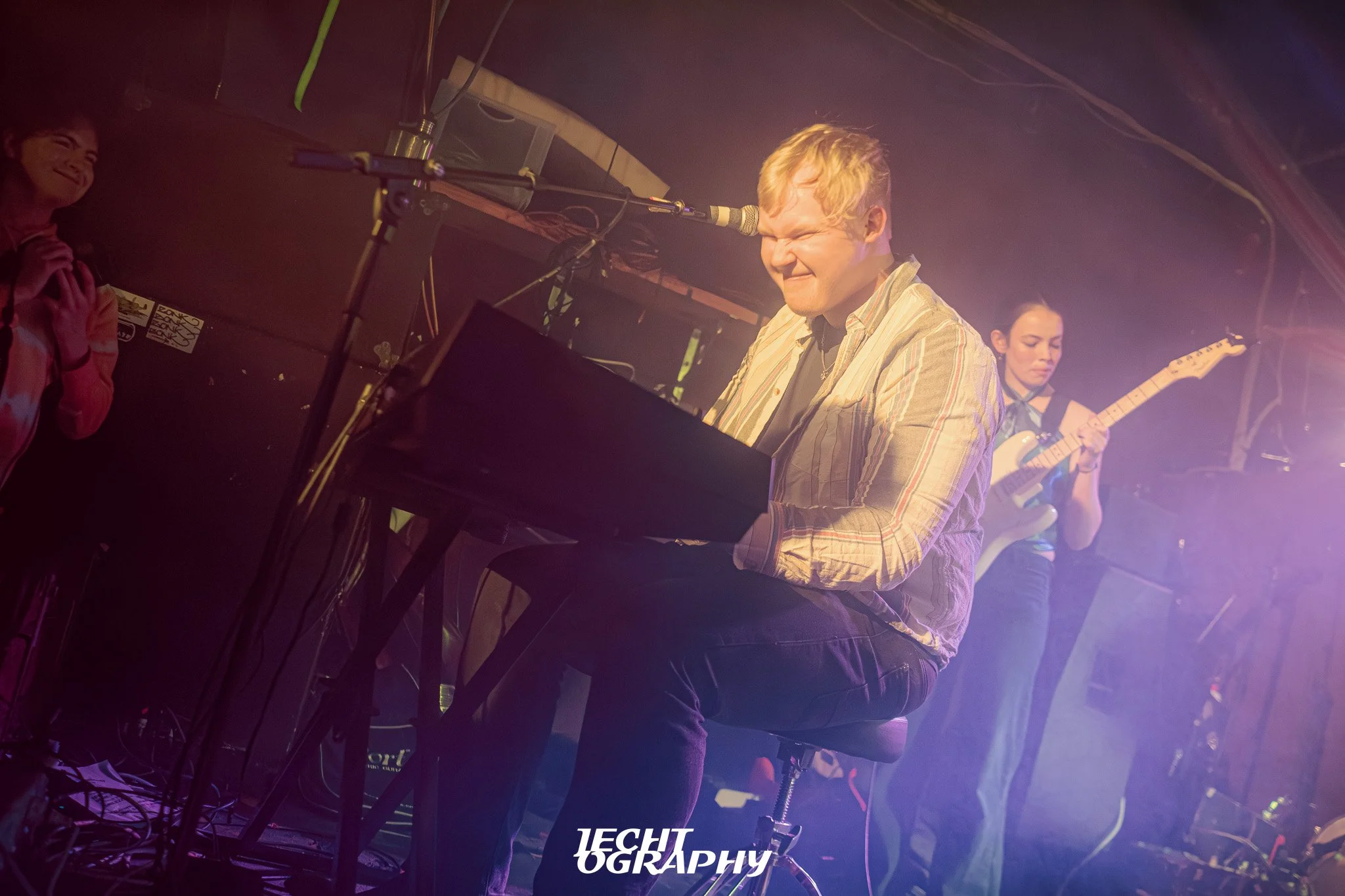Ben McHardy plays Valhalla - Smilezz That Aren't Around Release Gig ...