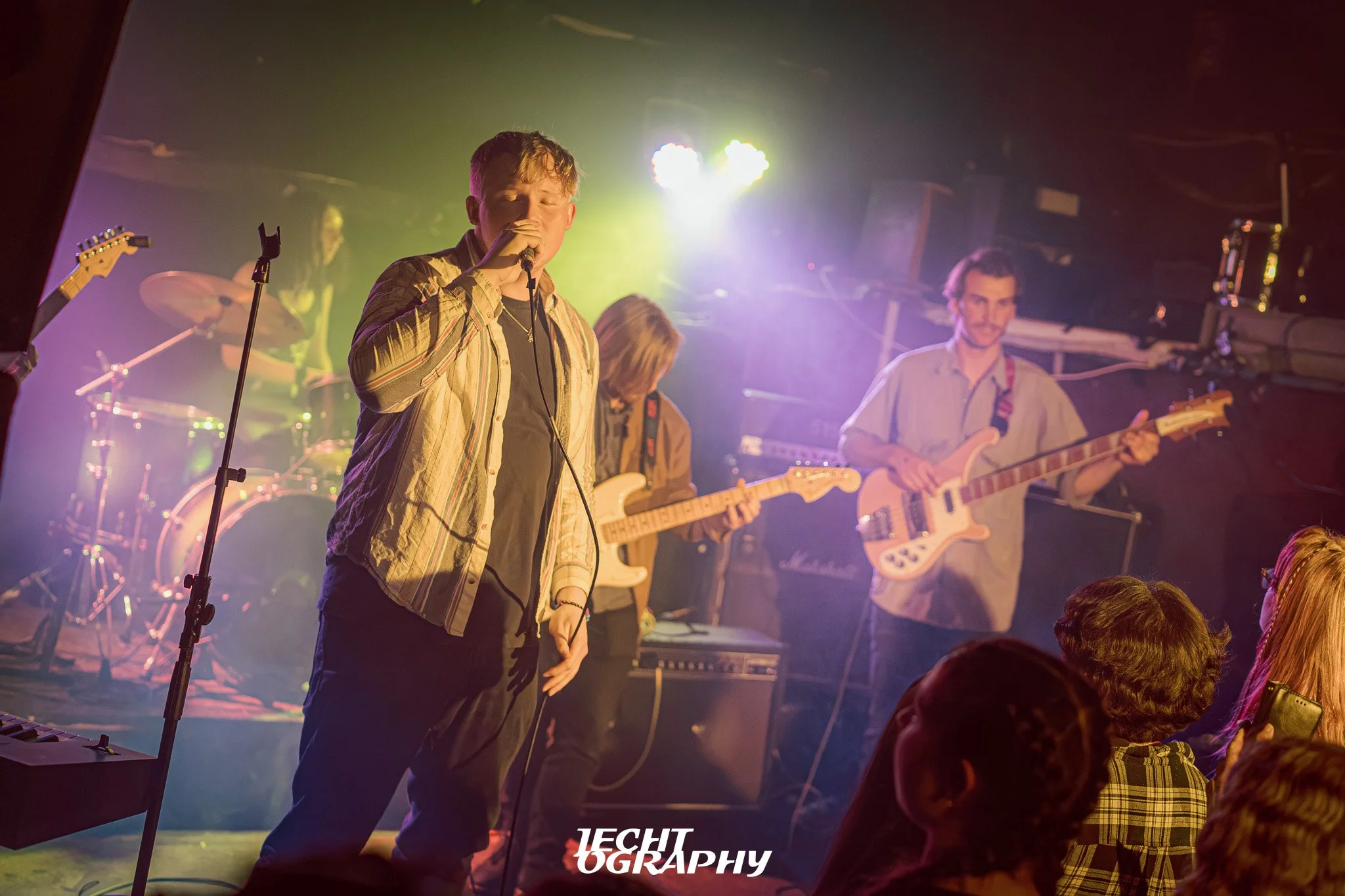 Ben McHardy plays Valhalla - Smilezz That Aren't Around Release Gig ...