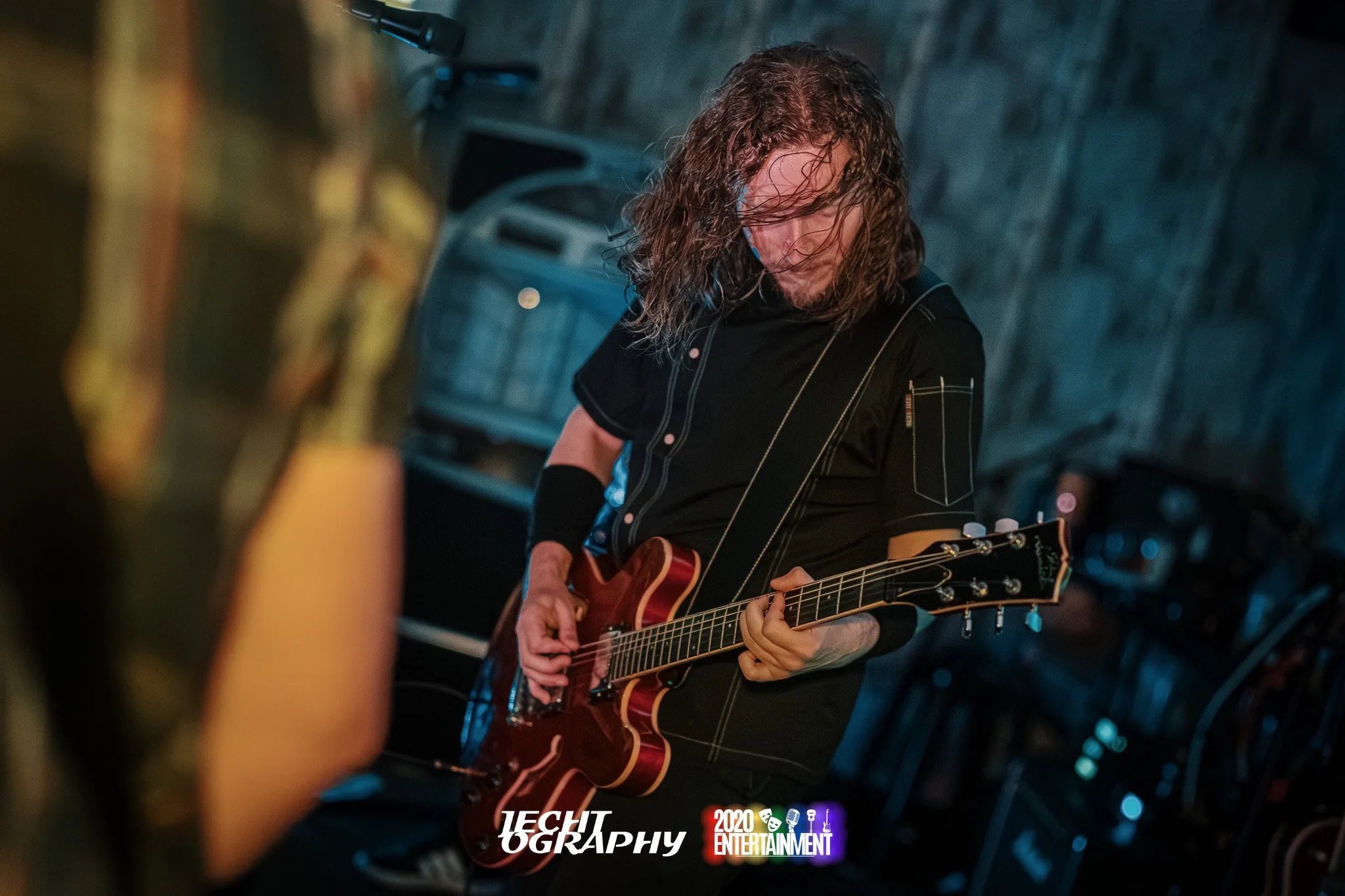 Everlong plays Pinetree Arms - Rock the Pinetrees Foo Fighters Edition ...