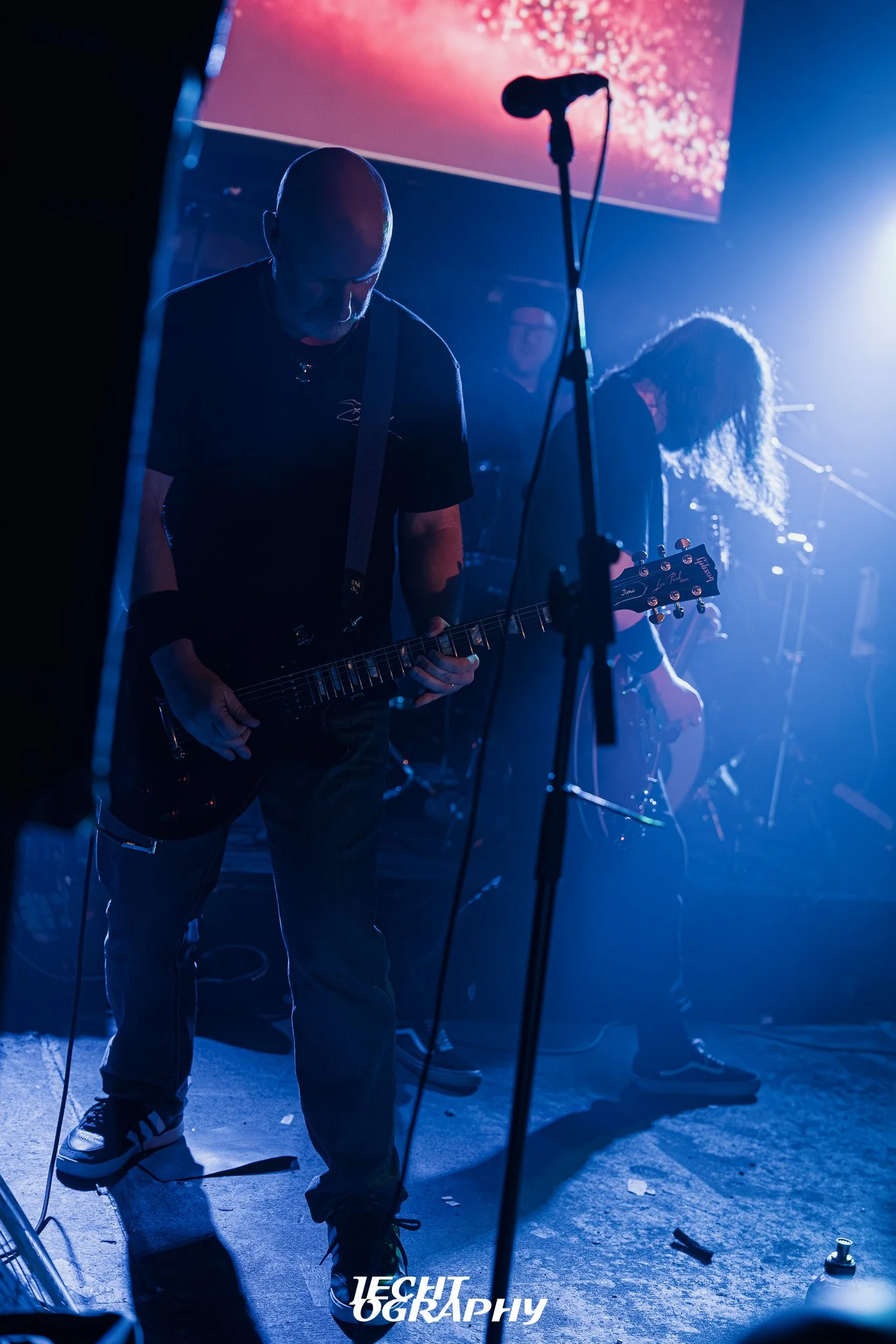Everlong plays Valhalla - The Last Thrash with Everlong and Pale Lady ...