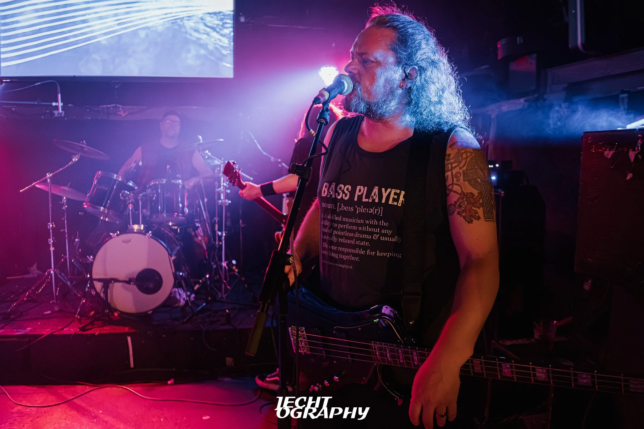 Everlong plays Valhalla - The Last Thrash with Everlong and Pale Lady ...