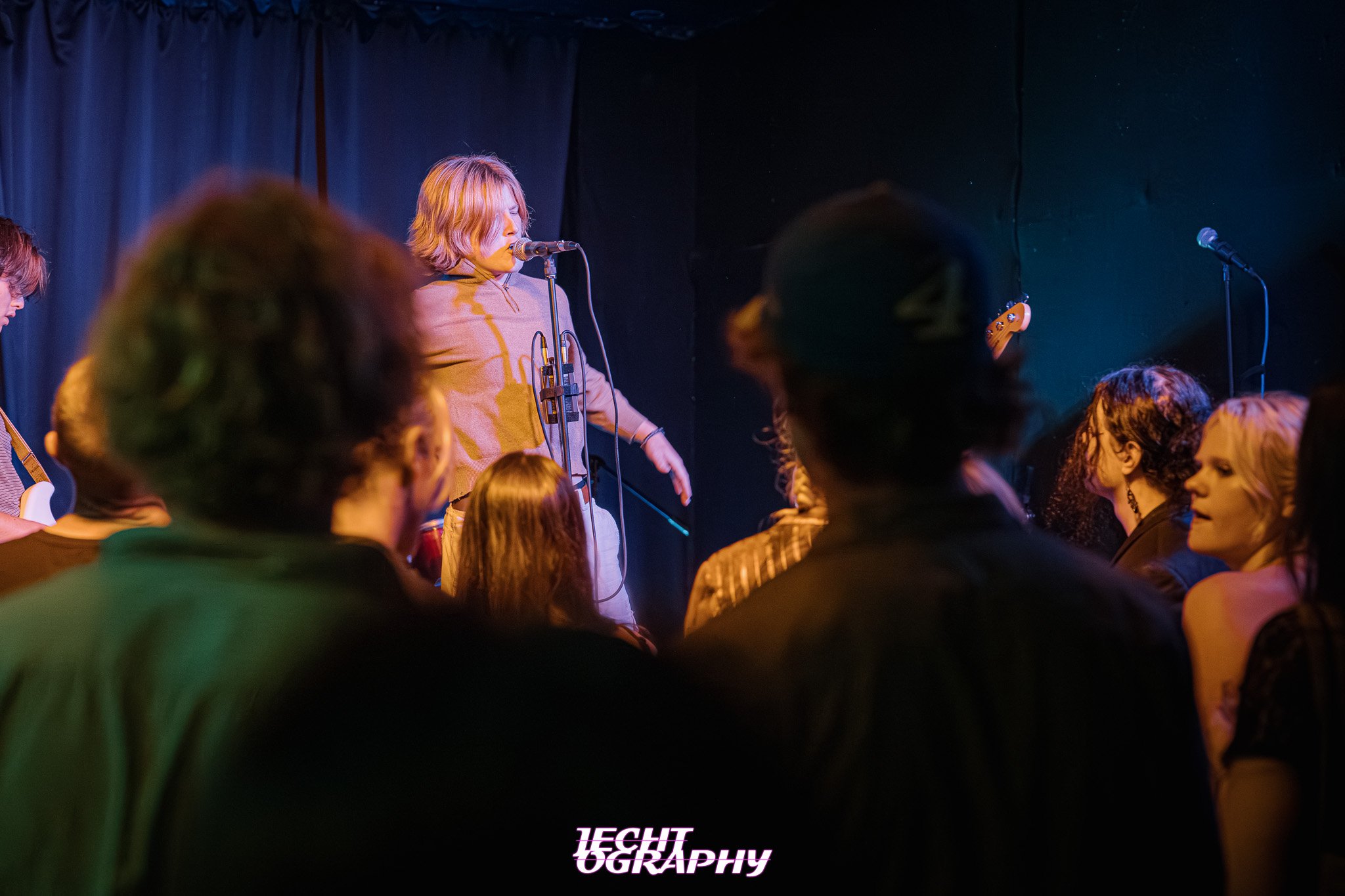 Daisy Grae plays The Fringe Bar - Rock Bottom Release Show — Jechtography