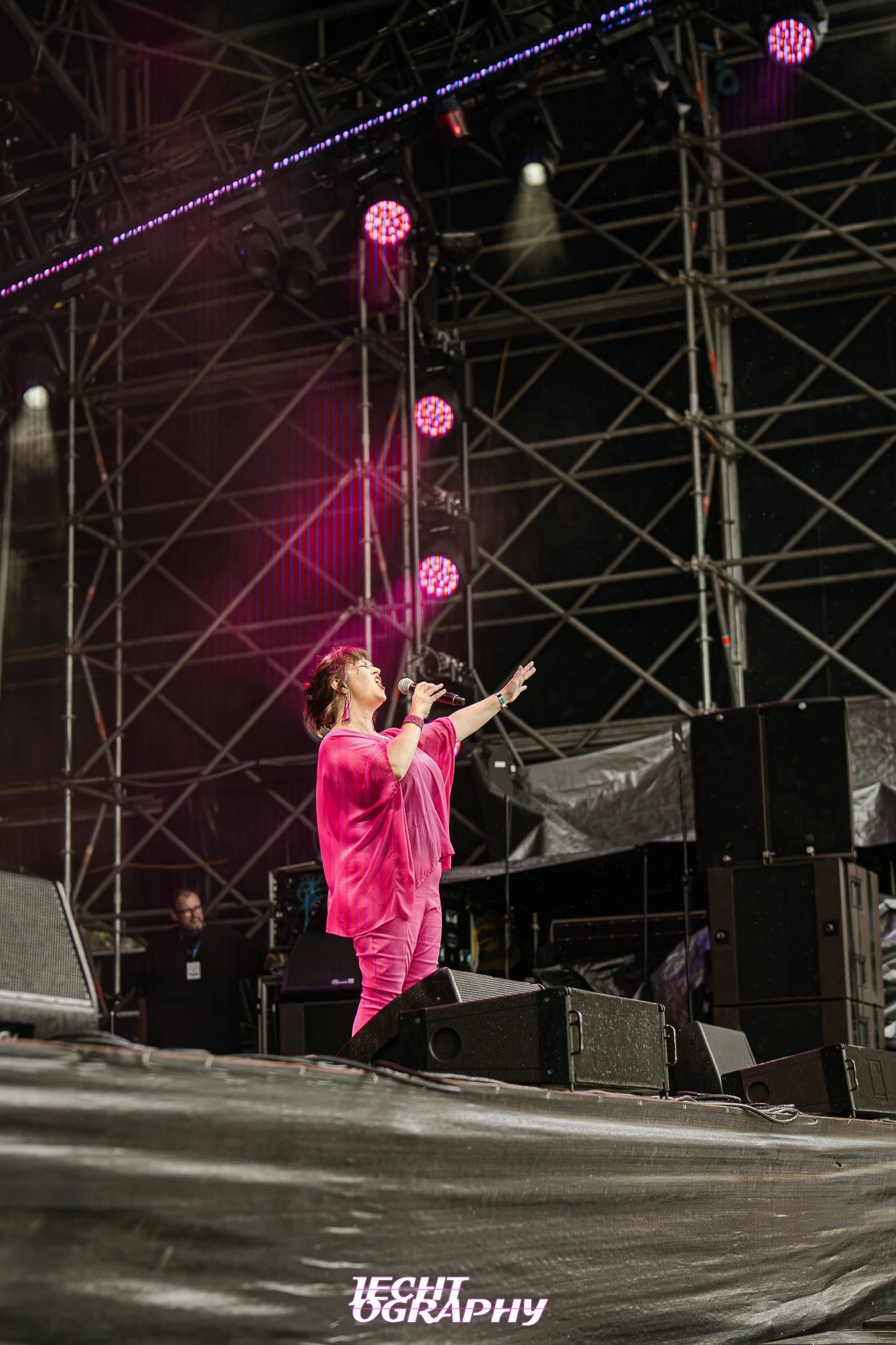 Strawpeople at SPLORE 2024 — Jechtography