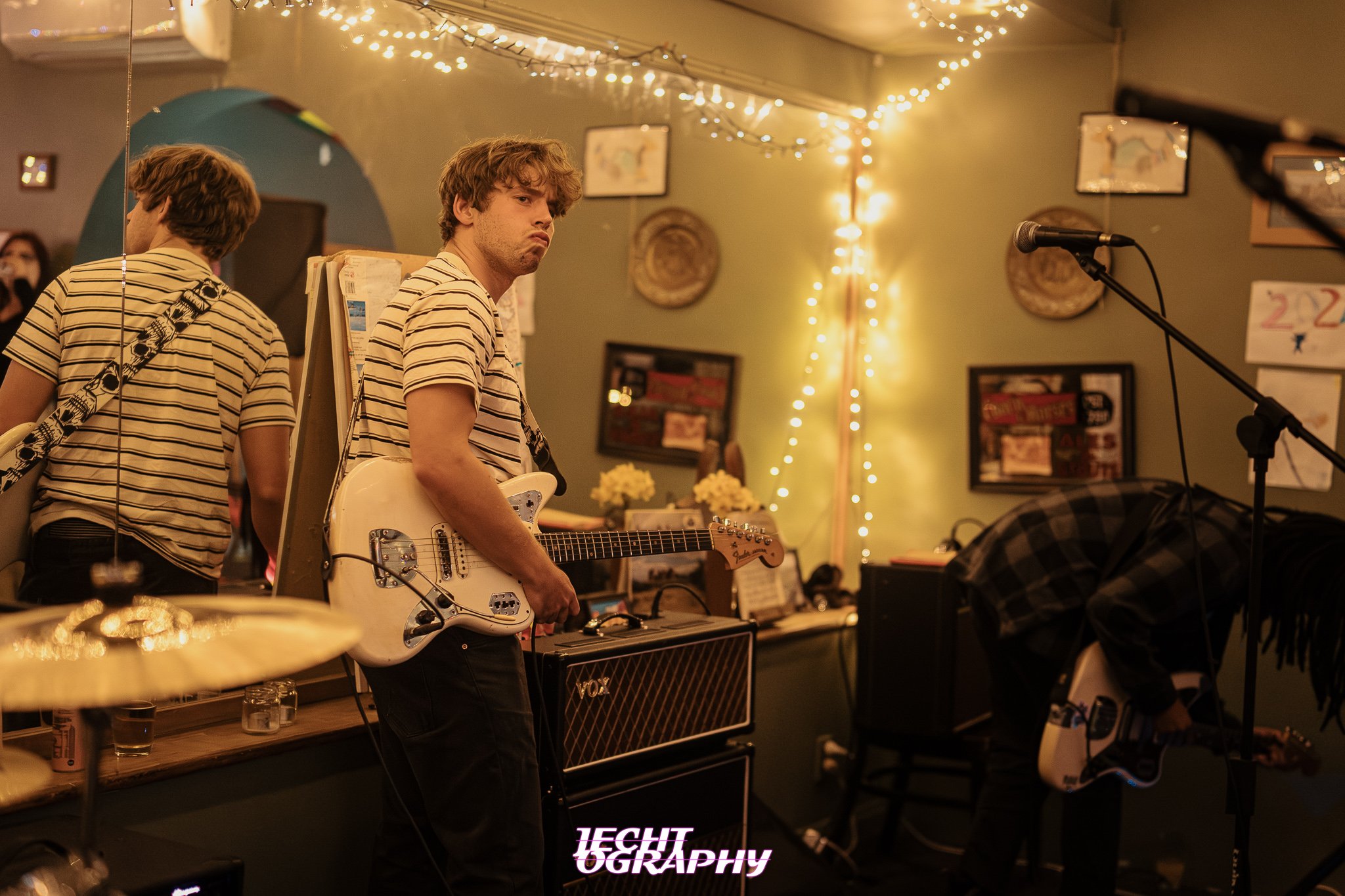 Slow Burn plays The Welsh Dragon - Voodoo Bloo and Slow Burn — Jechtography
