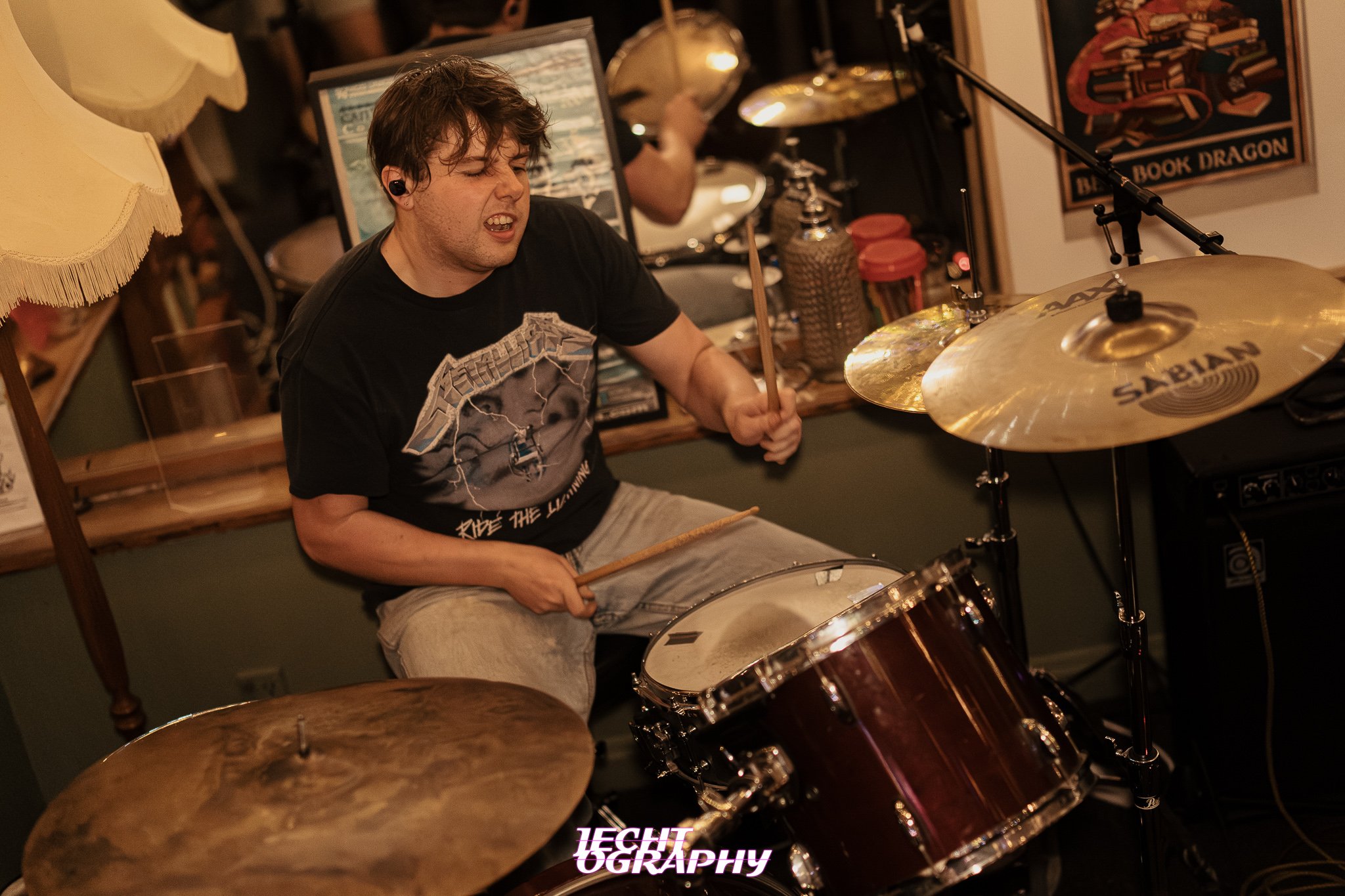 Voodoo Bloo plays The Welsh Dragon - Voodoo Bloo and Slow Burn ...