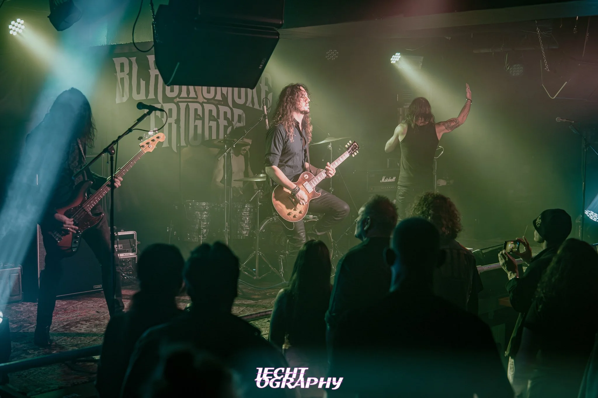 Black Smoke Trigger plays Meow - Black Smoke Trigger with Curlys Jewels ...