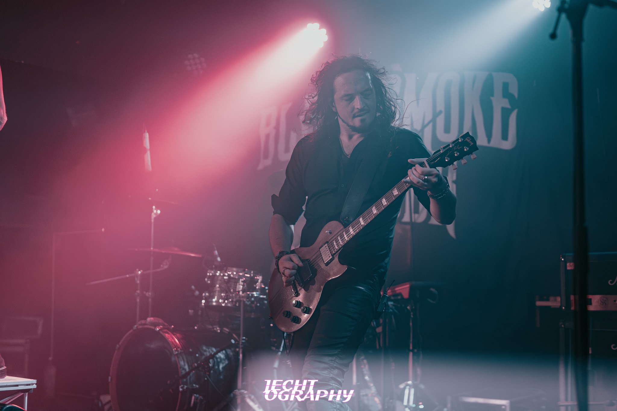 Black Smoke Trigger plays Meow - Black Smoke Trigger with Curlys Jewels ...