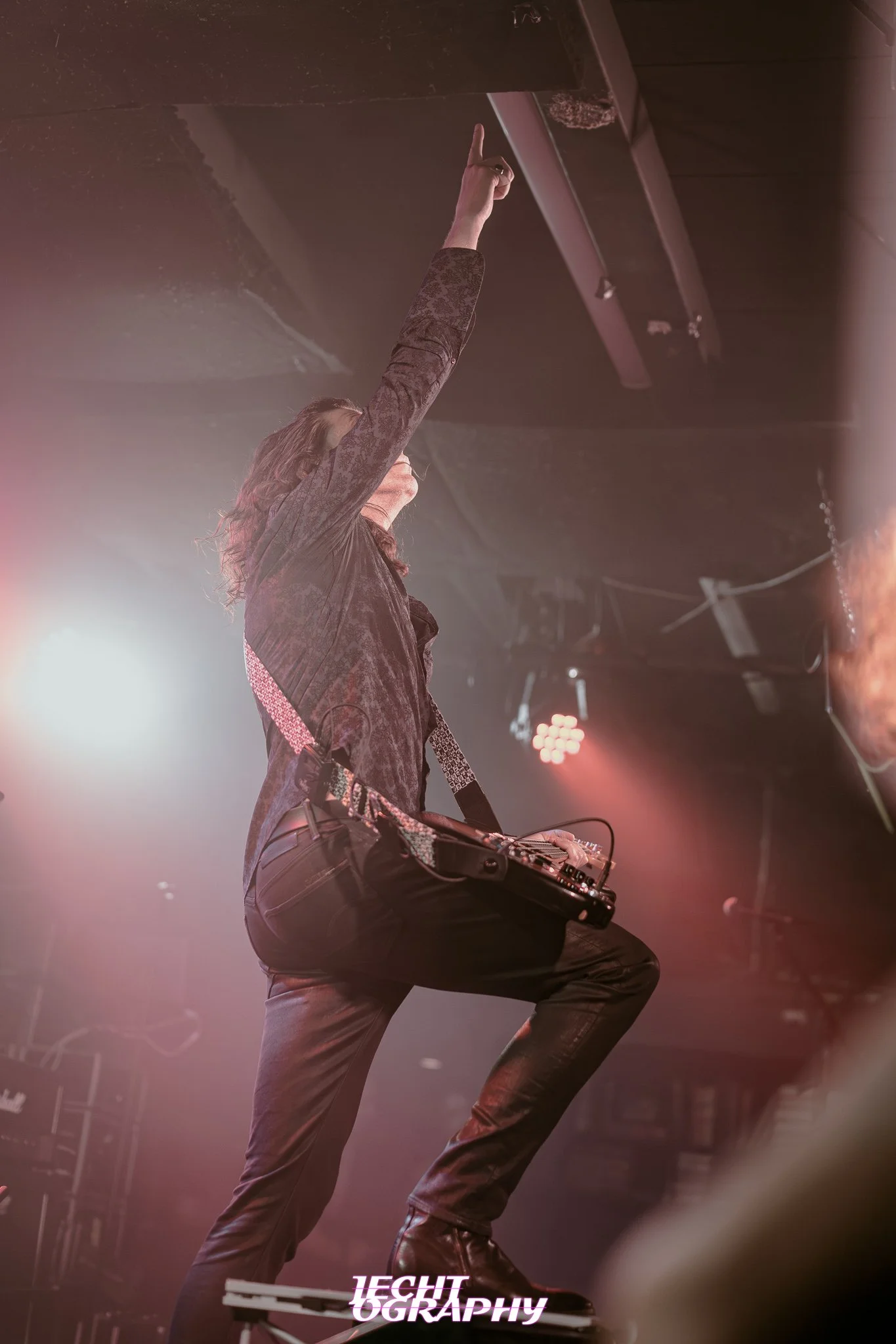 Black Smoke Trigger plays Meow - Black Smoke Trigger with Curlys Jewels ...