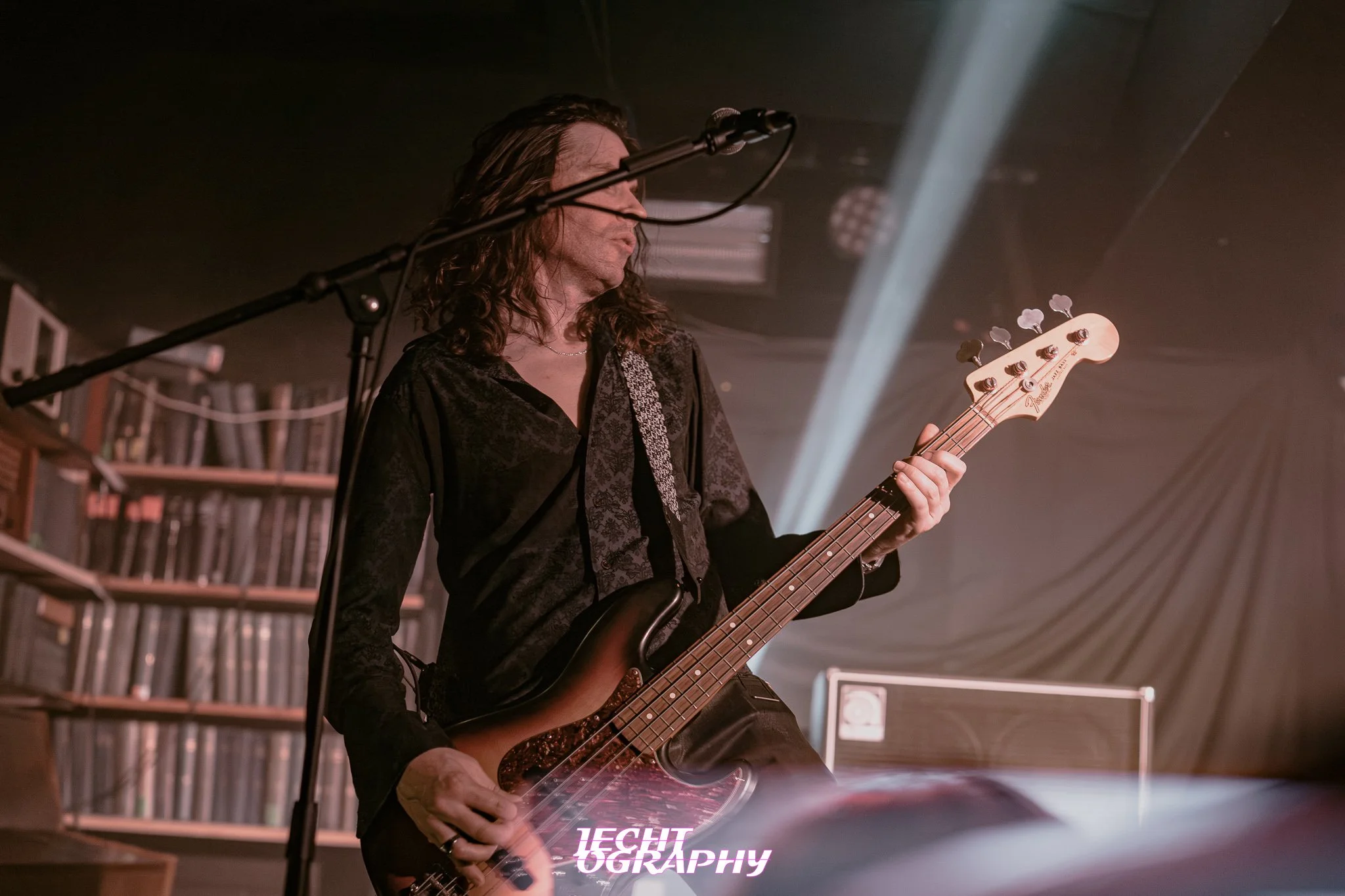 Black Smoke Trigger plays Meow - Black Smoke Trigger with Curlys Jewels ...