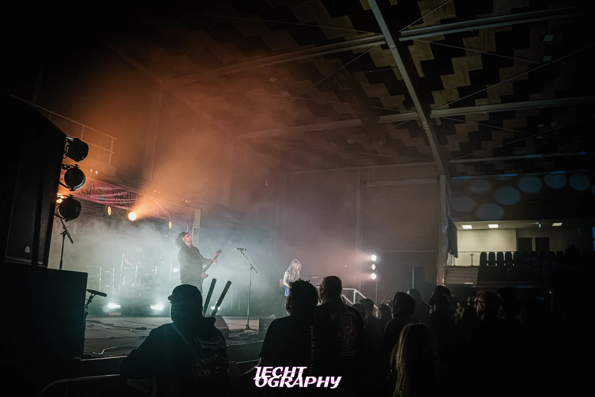 Porirua Rocks 2024 - Pull Down The Sun — Jechtography