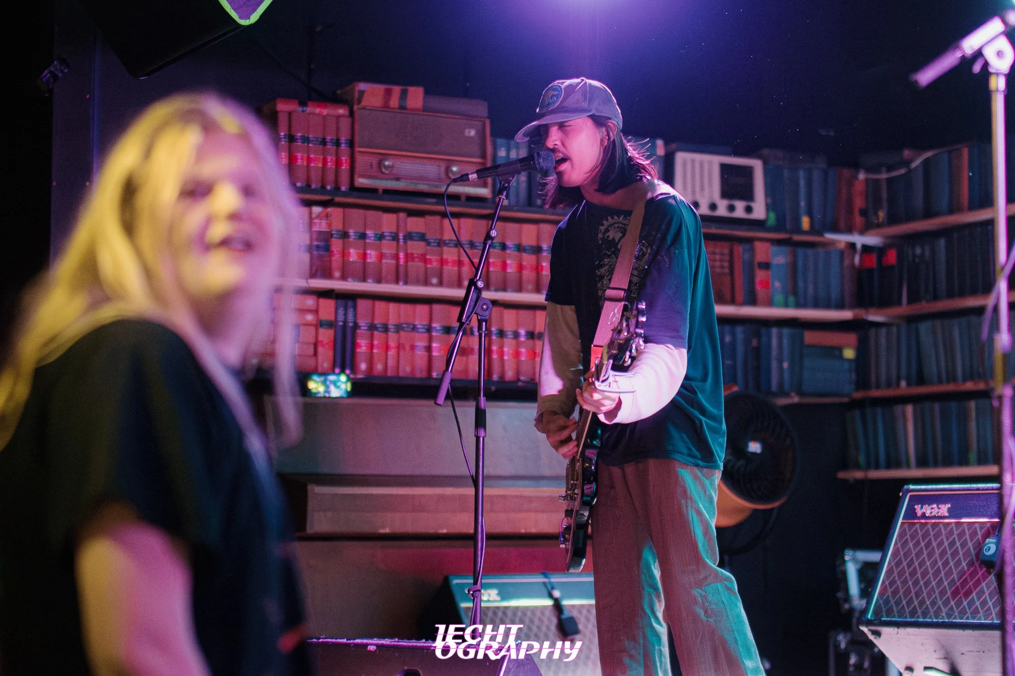 Mudgoose plays Meow - WALLFLOWER VOODOO BLOO MUDGOOSE — Jechtography