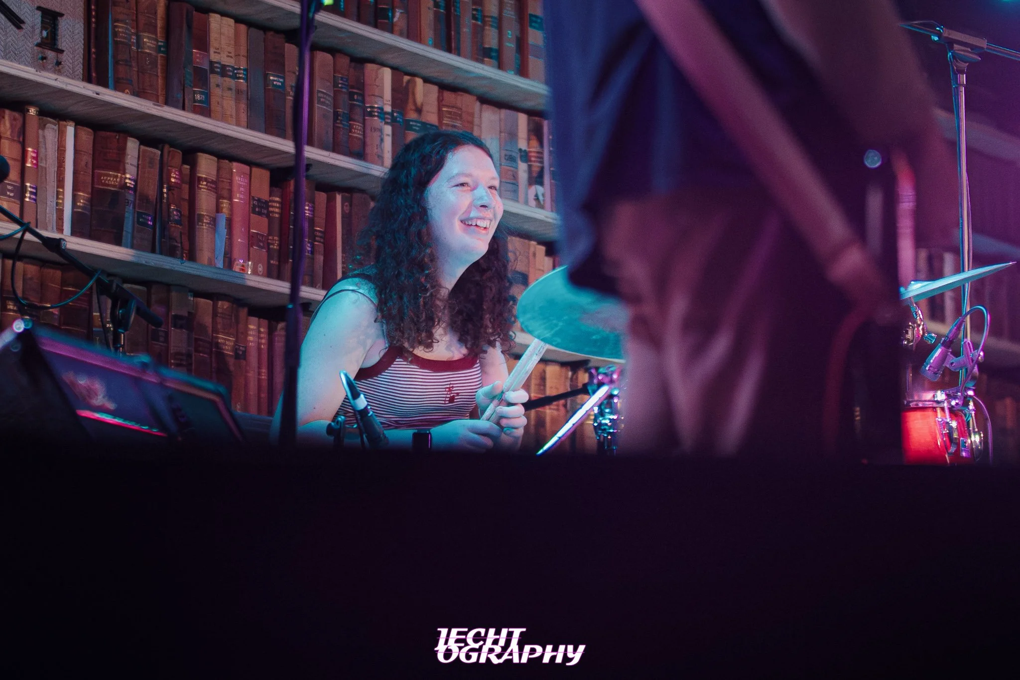 Mudgoose plays Meow - WALLFLOWER VOODOO BLOO MUDGOOSE — Jechtography