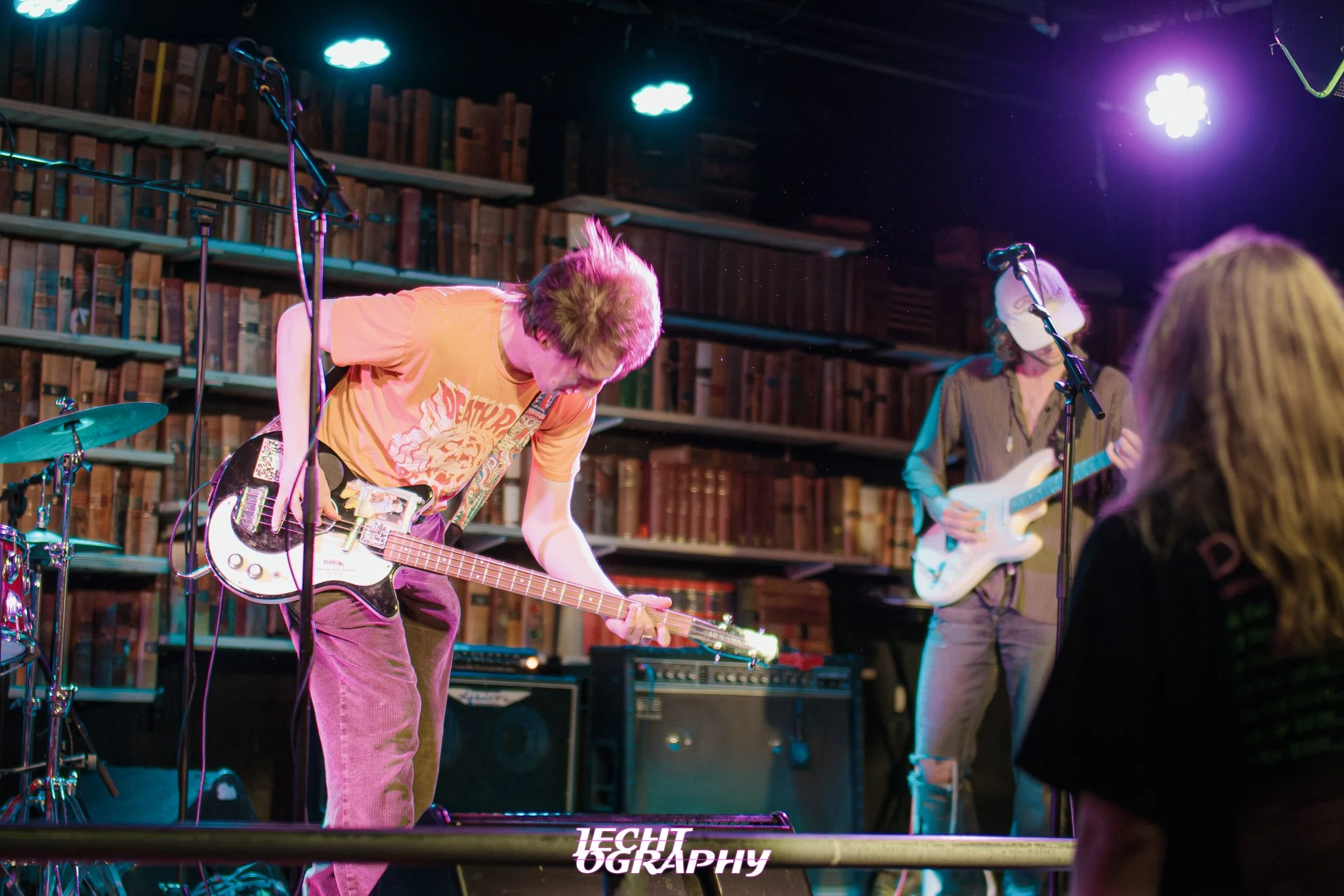Mudgoose plays Meow - WALLFLOWER VOODOO BLOO MUDGOOSE — Jechtography