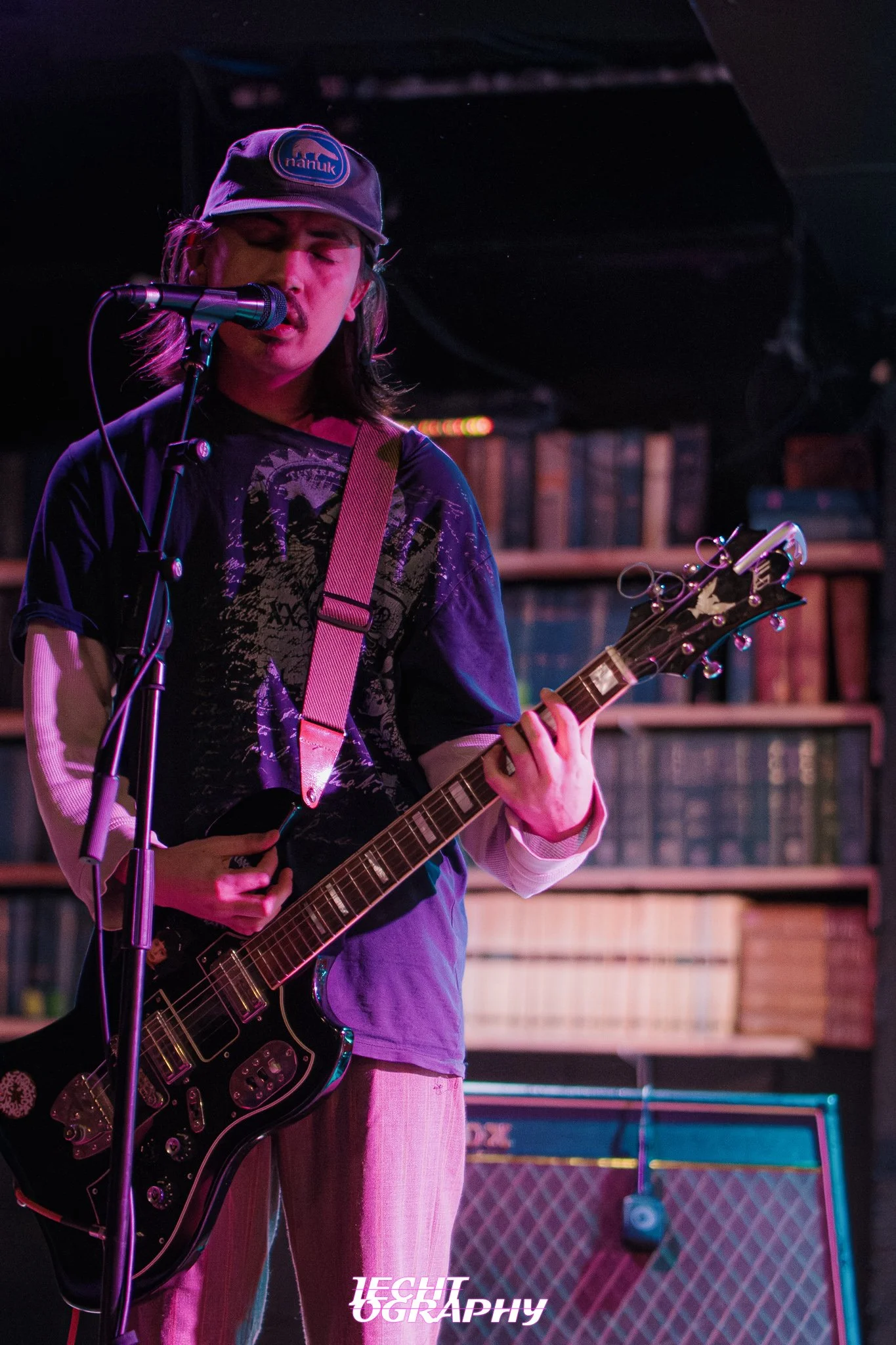 Mudgoose plays Meow - WALLFLOWER VOODOO BLOO MUDGOOSE — Jechtography