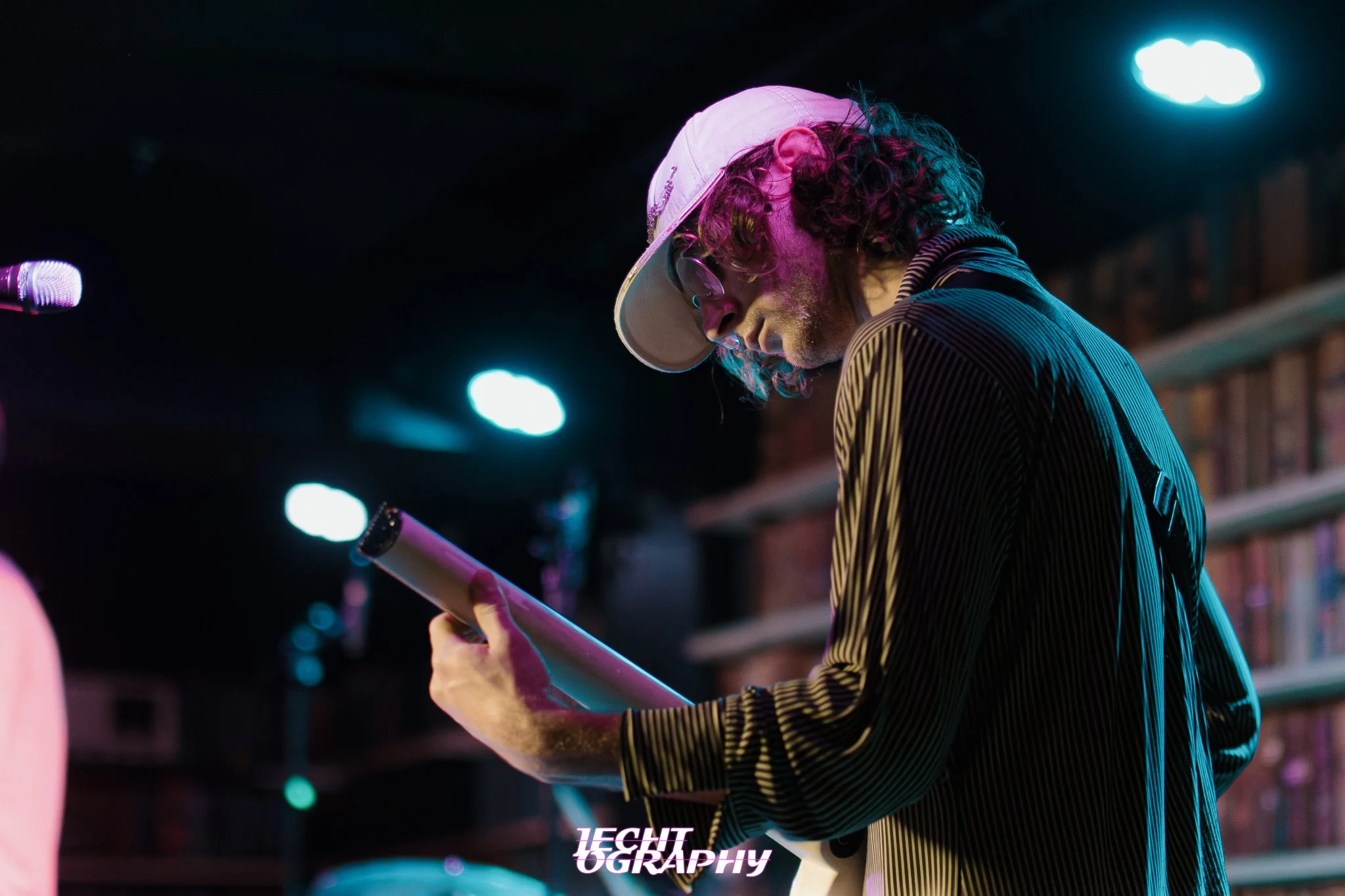 Mudgoose plays Meow - WALLFLOWER VOODOO BLOO MUDGOOSE — Jechtography