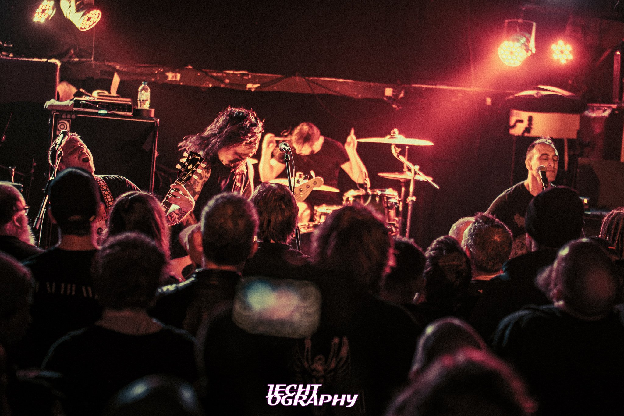 Cave In plays Valhalla - CAVE IN Aotearoa Tour — Jechtography
