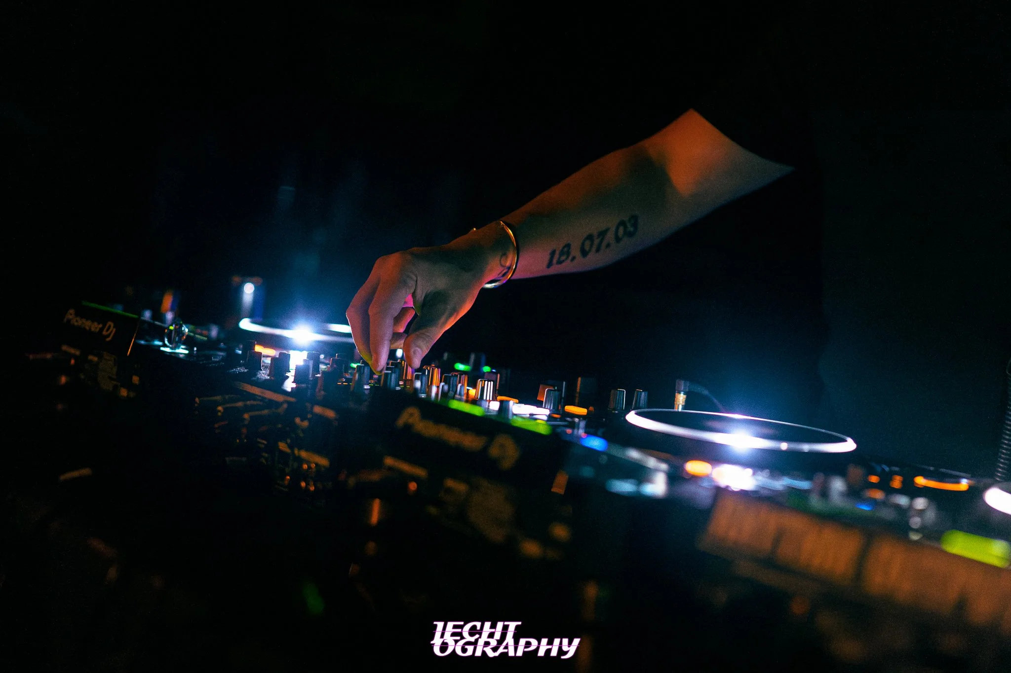 Doc Scott plays Valhalla - Doc Scott (Metalheadz/31 Recordings) at ...