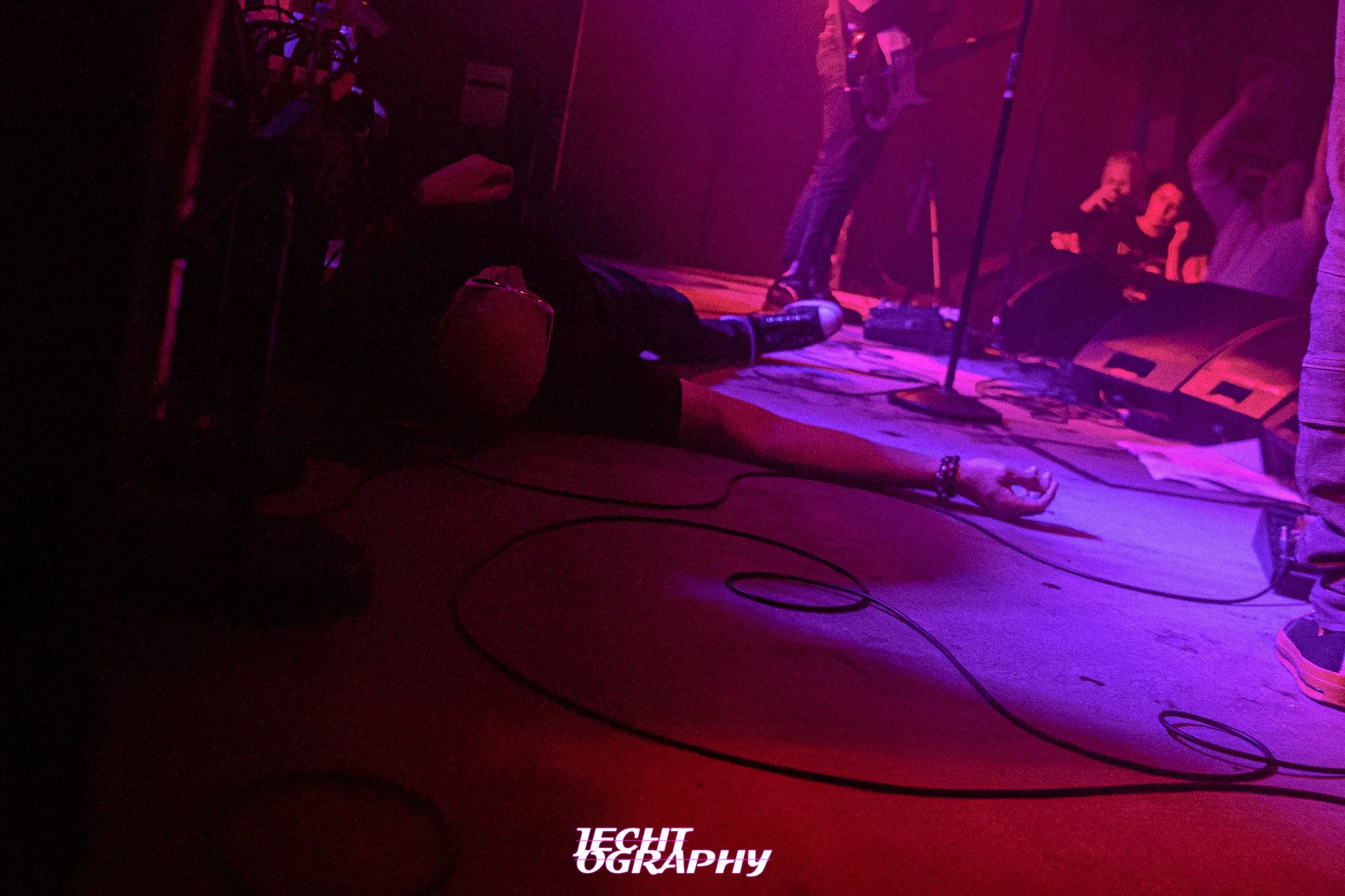 The Dead Circus plays San Fran - STP/RADIOHEAD/NIRVANA Tribute Show ...