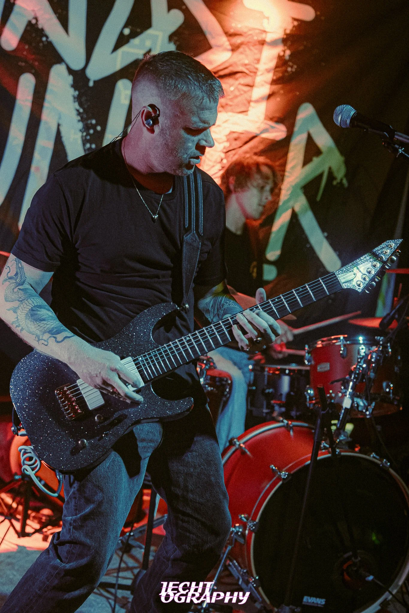 Haast Hunter plays Underworld Tavern - Powder Chutes + Haast Hunter ...