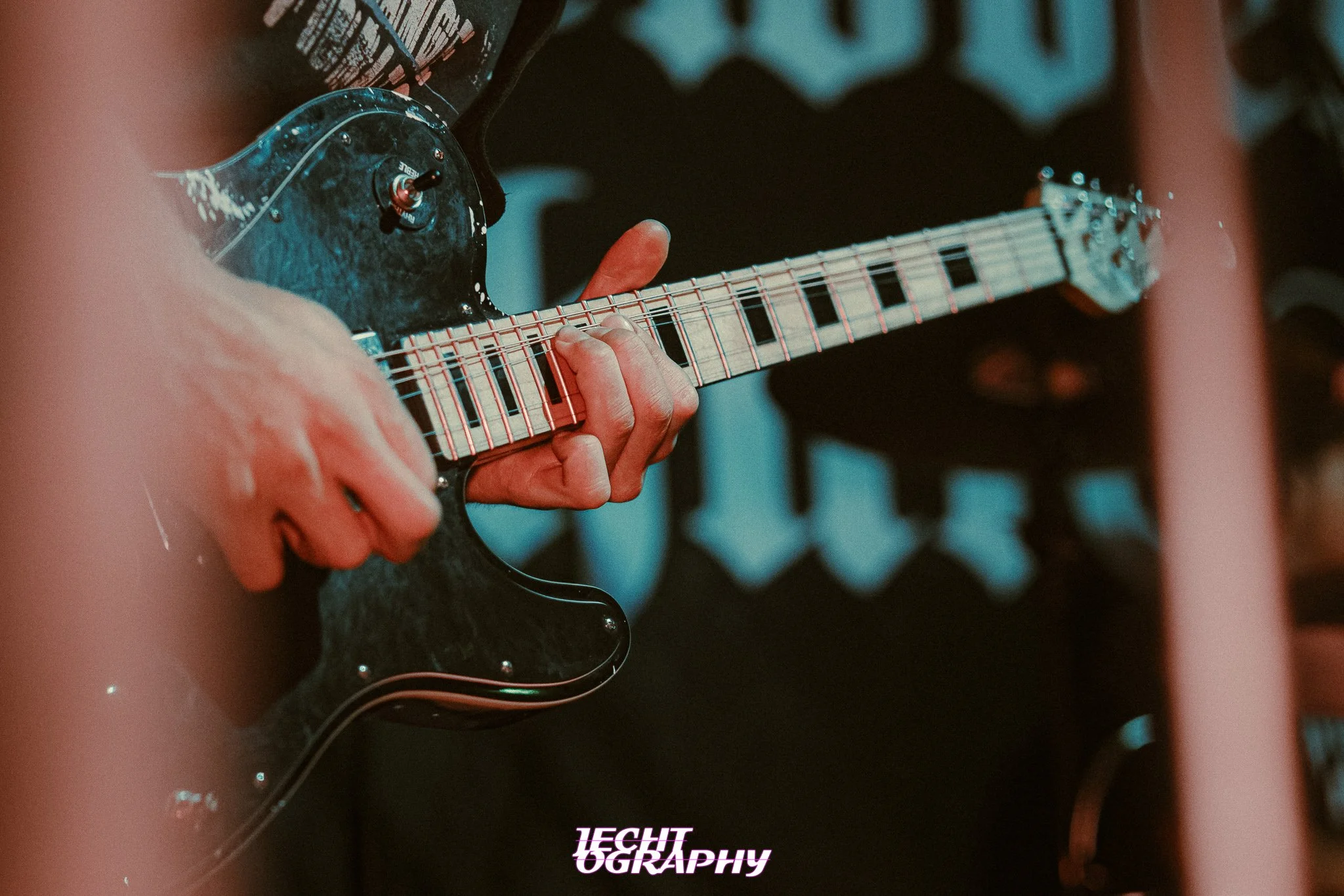 Powder Chutes plays Underworld Tavern - Powder Chutes + Haast Hunter ...