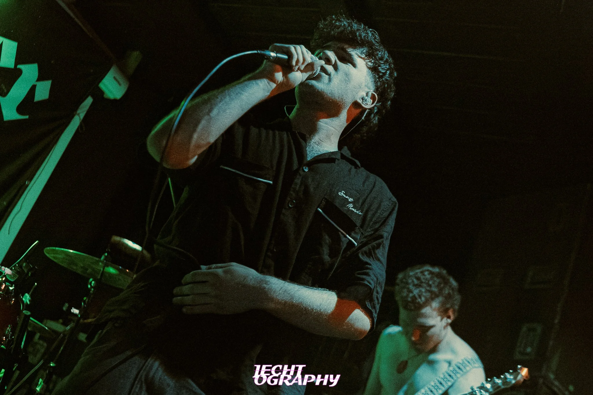 Powder Chutes plays Underworld Tavern - Powder Chutes + Haast Hunter ...