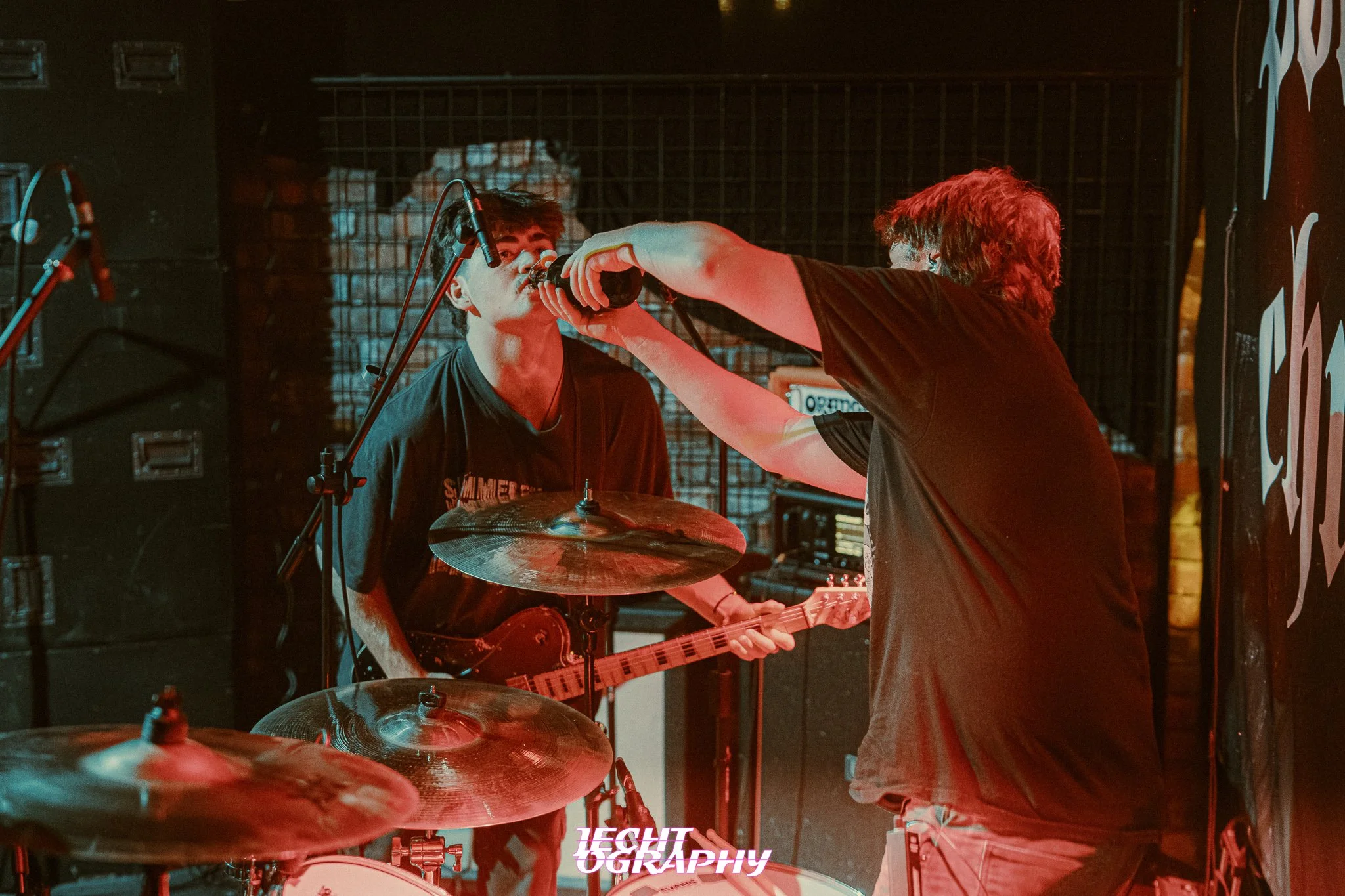 Powder Chutes plays Underworld Tavern - Powder Chutes + Haast Hunter ...