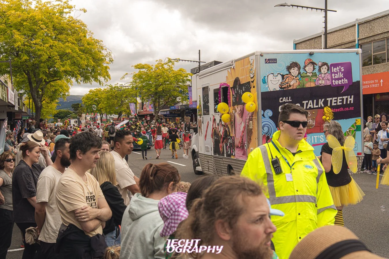 Lower Hutt Santa Parade - 2024 — Jechtography